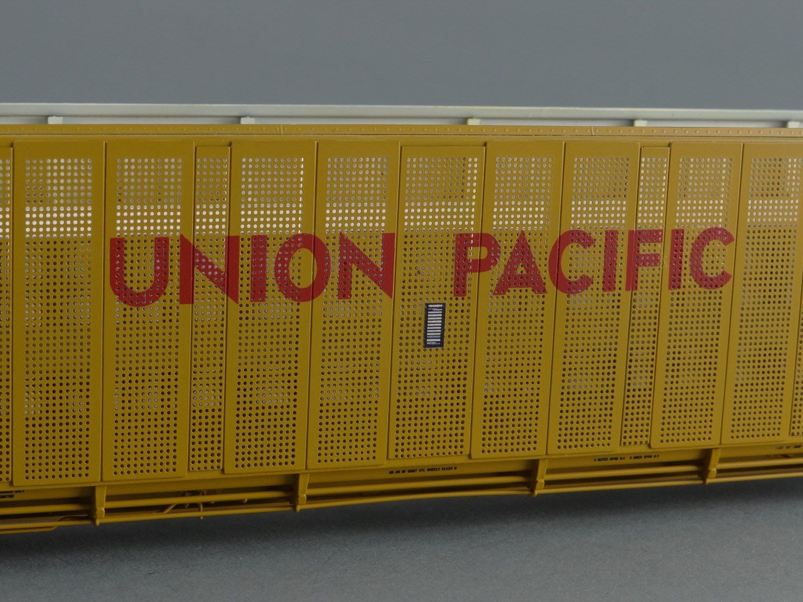 HO Brass Model Train - OMI 3252.2 Safe-T-Pack Tri-Level Auto Rack - UP ...