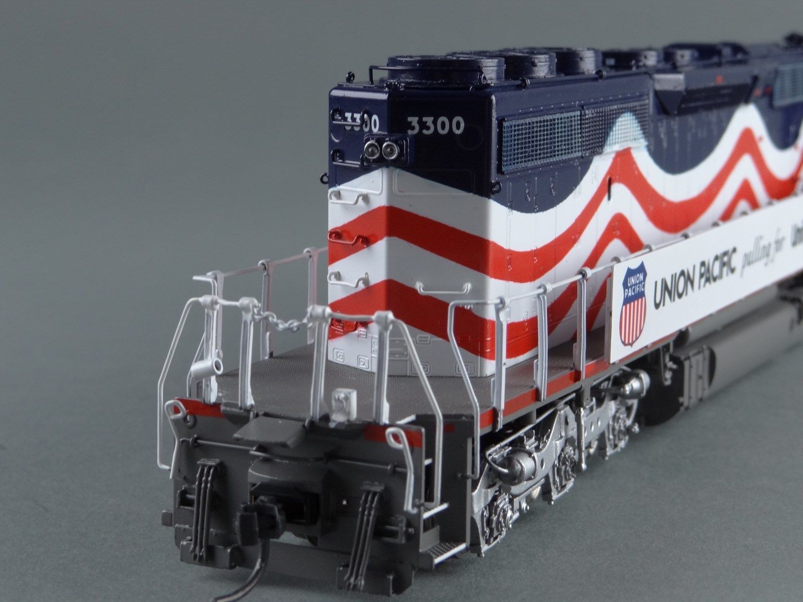 HO Brass Model Train - OMI 6678.1 Overland UP SD40-2 United Spirit - United Way #3300