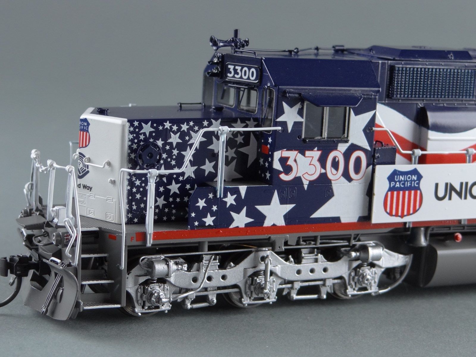 HO Brass Model Train - OMI 6678.1 Overland UP SD40-2 United Spirit - United Way #3300
