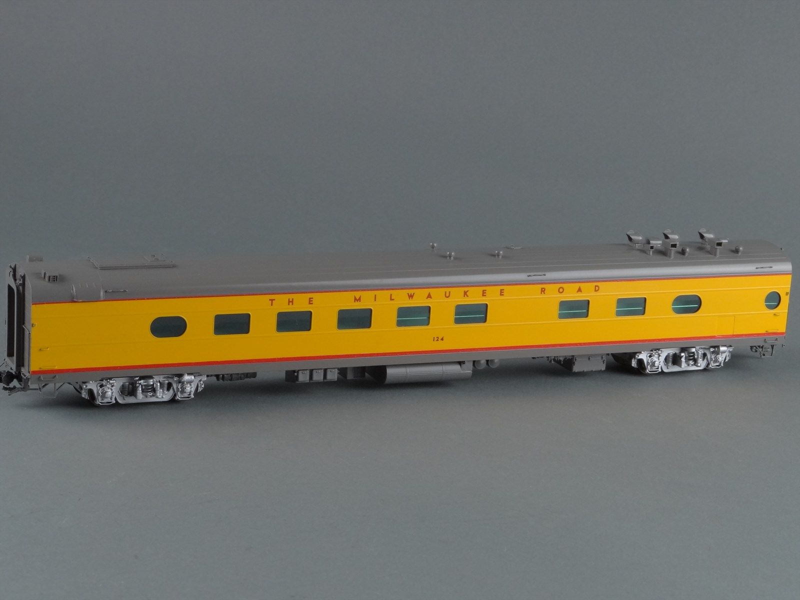 HO Brass Model Train - Railway Classics 1957 Milwaukee Buffeteria Diner #124 w/ Interior