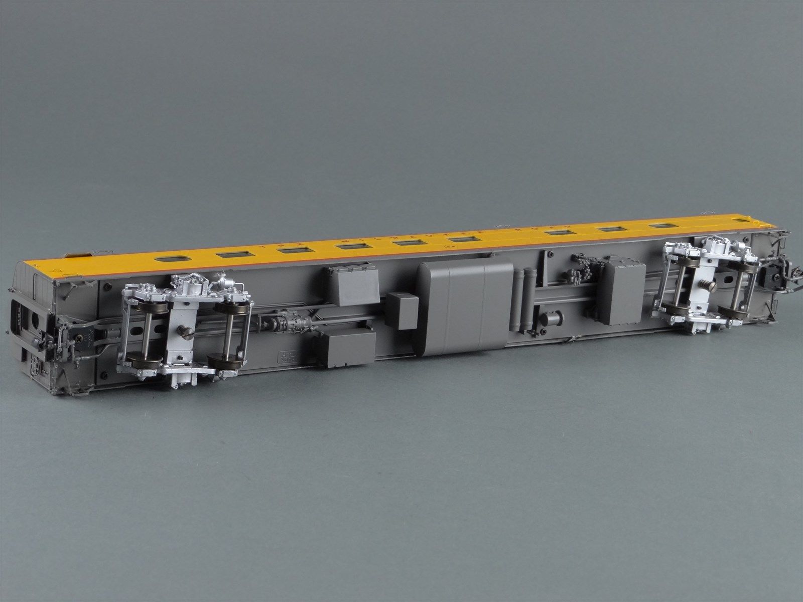 HO Brass Model Train - Railway Classics 1957 Milwaukee Buffeteria Diner #124 w/ Interior