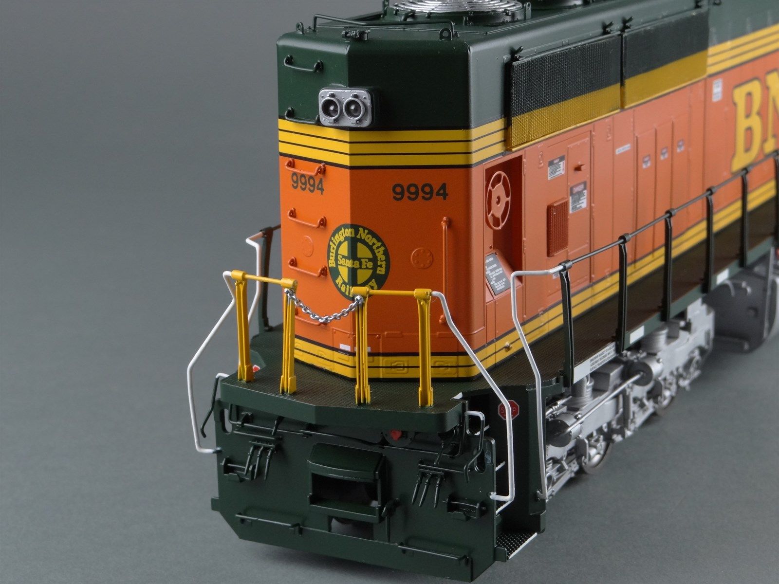 O Scale 2-Rail Brass Model Train - OMI 0628.1 BNSF Heritage II SD70MAC ...