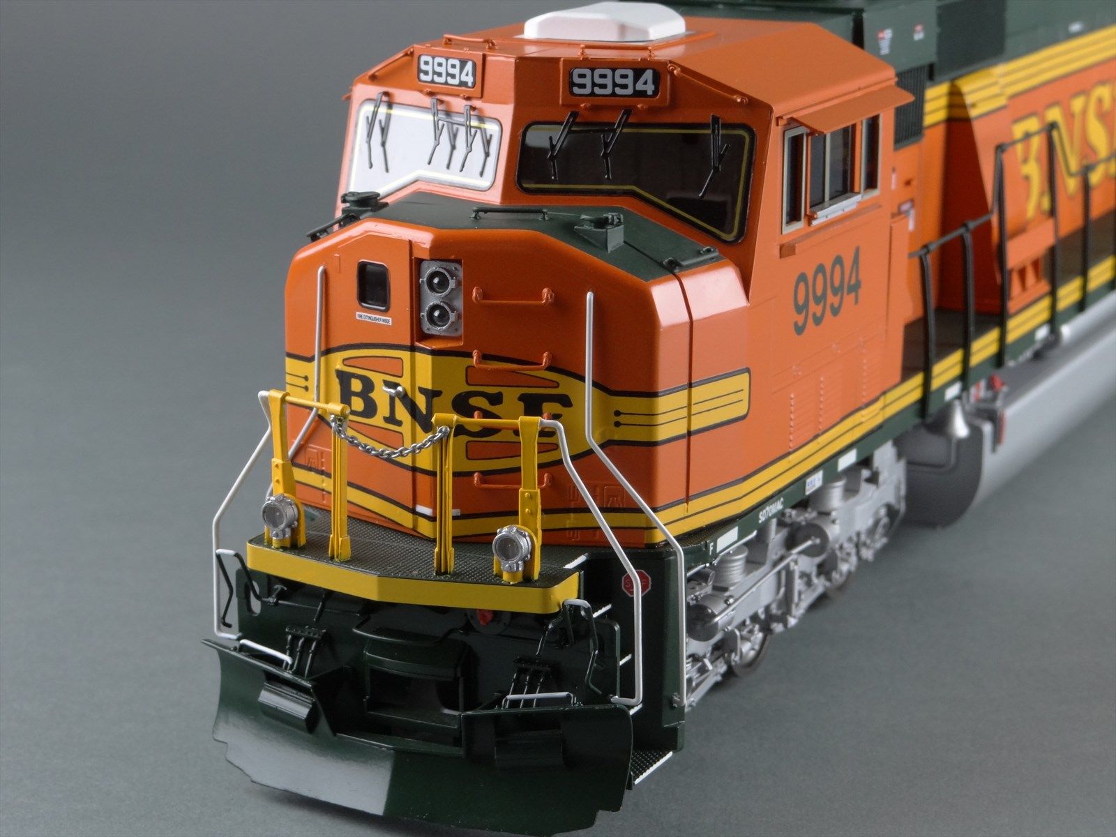 O Scale 2-Rail Brass Model Train - OMI 0628.1 BNSF Heritage II SD70MAC ...