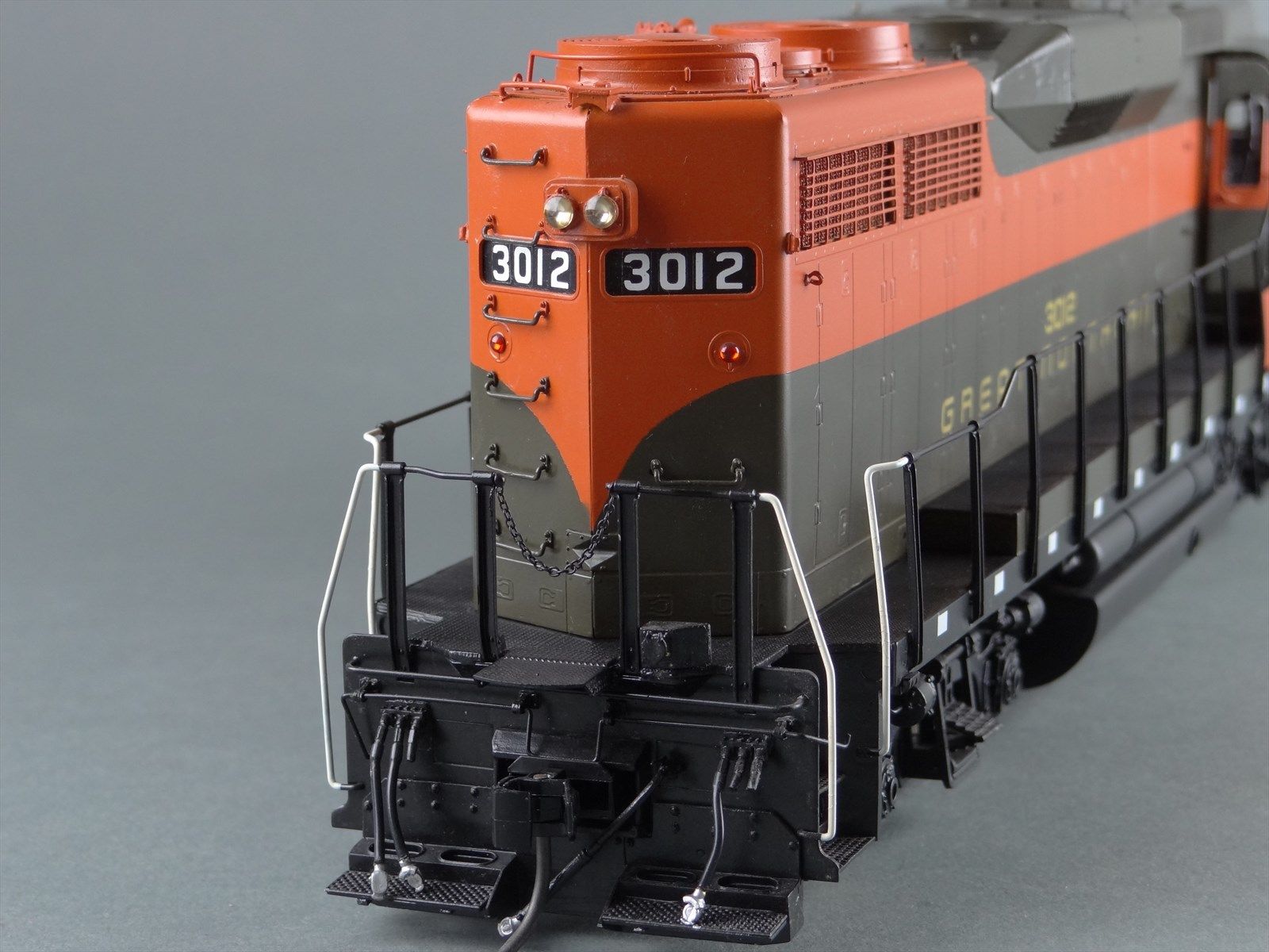 O Scale 2-Rail Brass Model Train - OMI 0463 GN Great Northern GP30 ...
