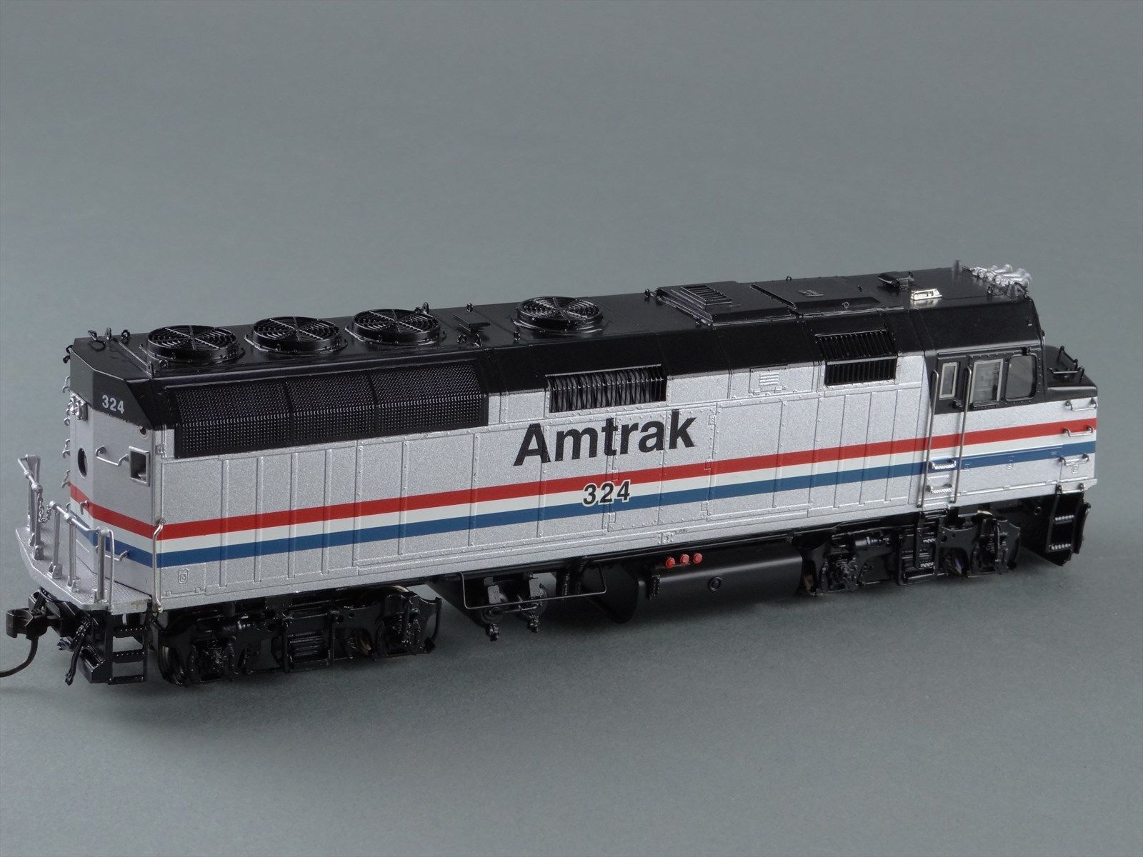 HO Brass Model Train - OMI 5891.2 Overland Amtrak F40PH Phase 2 Diesel ...