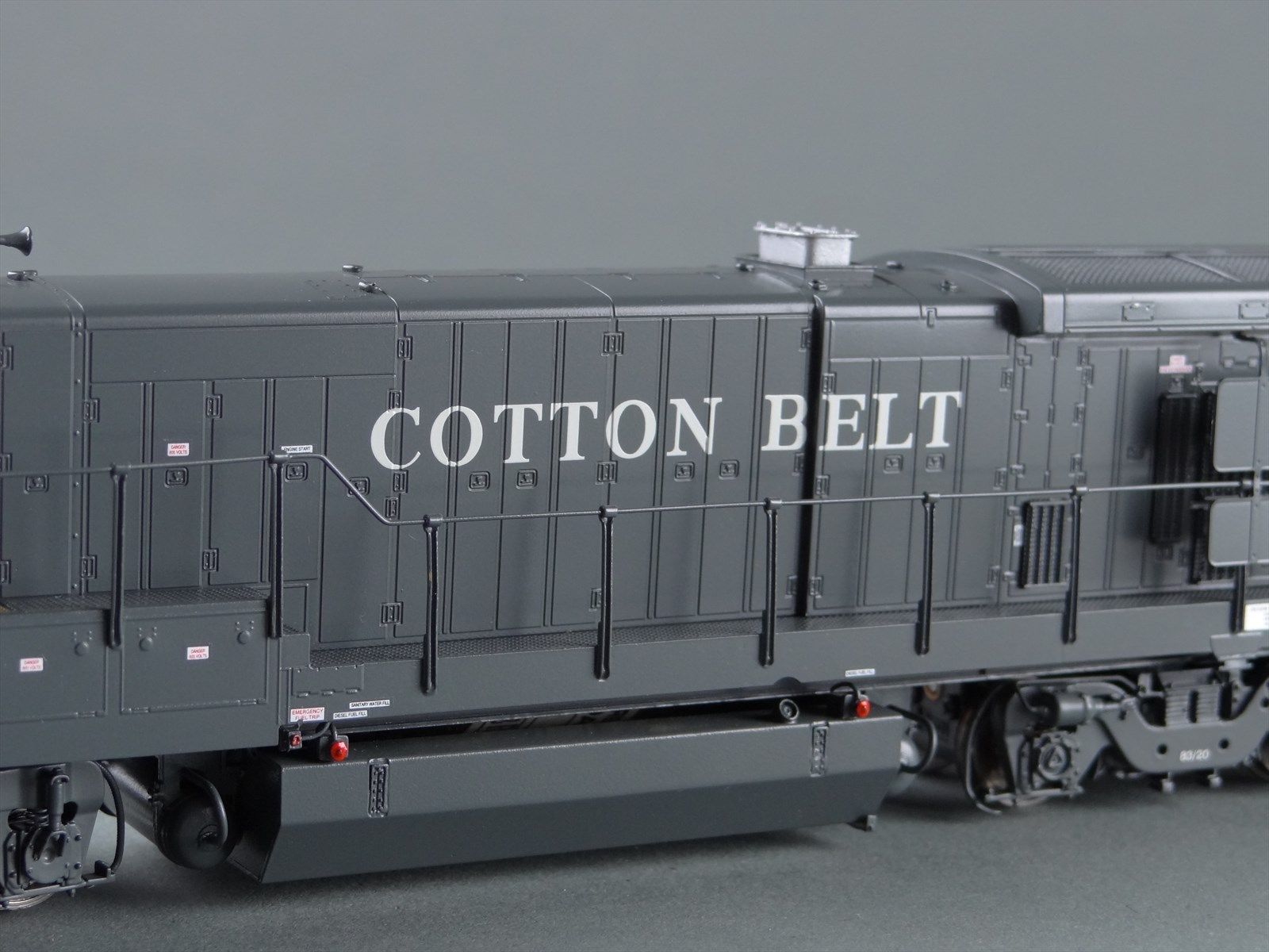 HO Brass Model Train - OMI 6725.1 Overland SSW Cotton Belt B36-7 Diesel ...