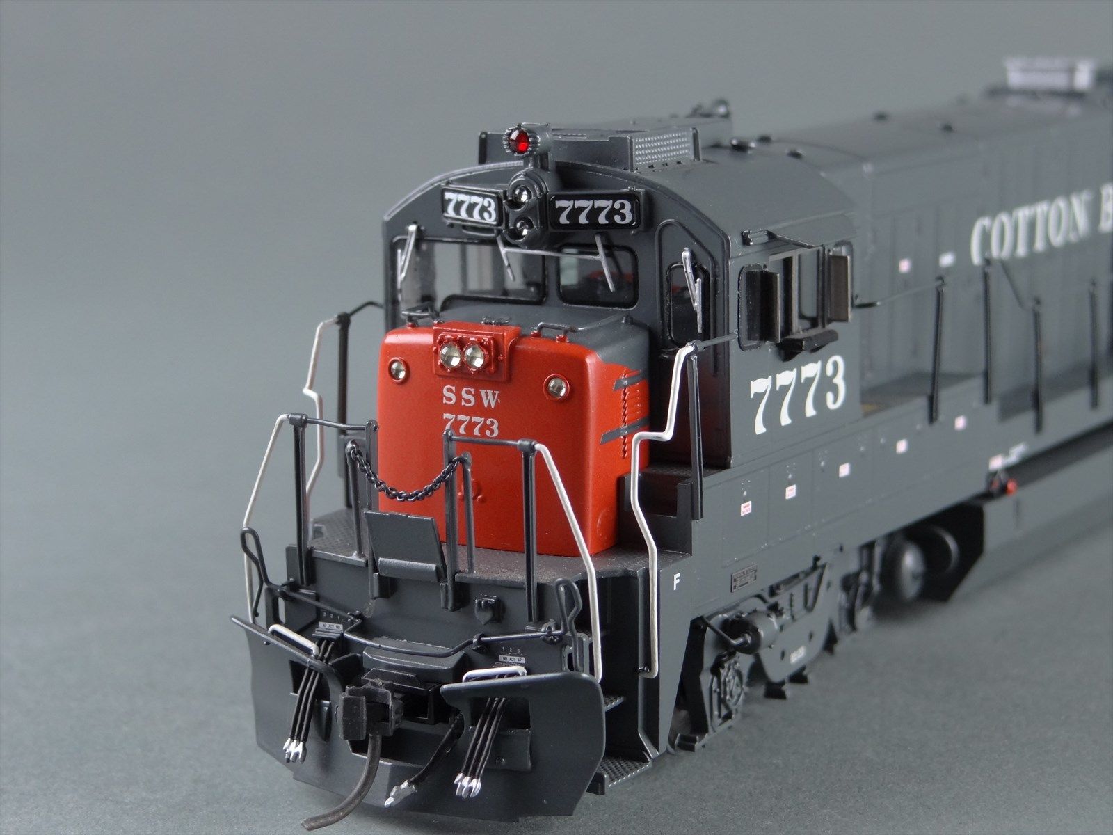 HO Brass Model Train - OMI 6725.1 Overland SSW Cotton Belt B36-7 Diesel ...