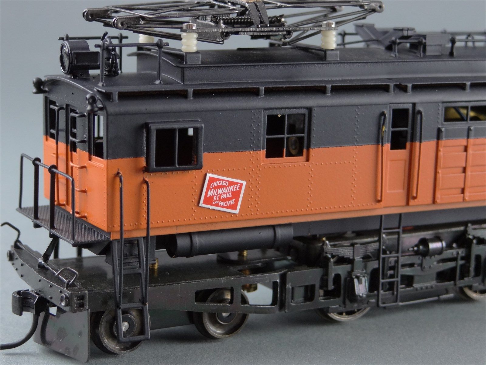 HO Brass Model Train - NKP Milwaukee Road EF-3/5 Electric Box Cab Set ...