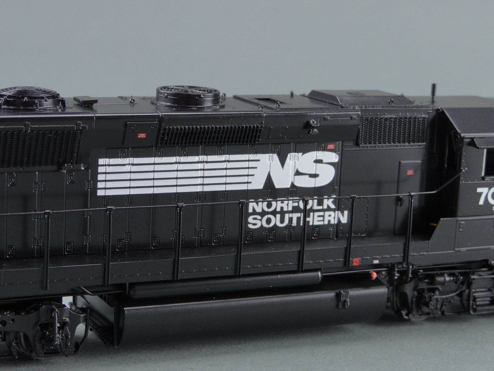 HO Brass Model Train - OMI 5121.3 NS Norfolk Southern GP40X Diesel #7001
