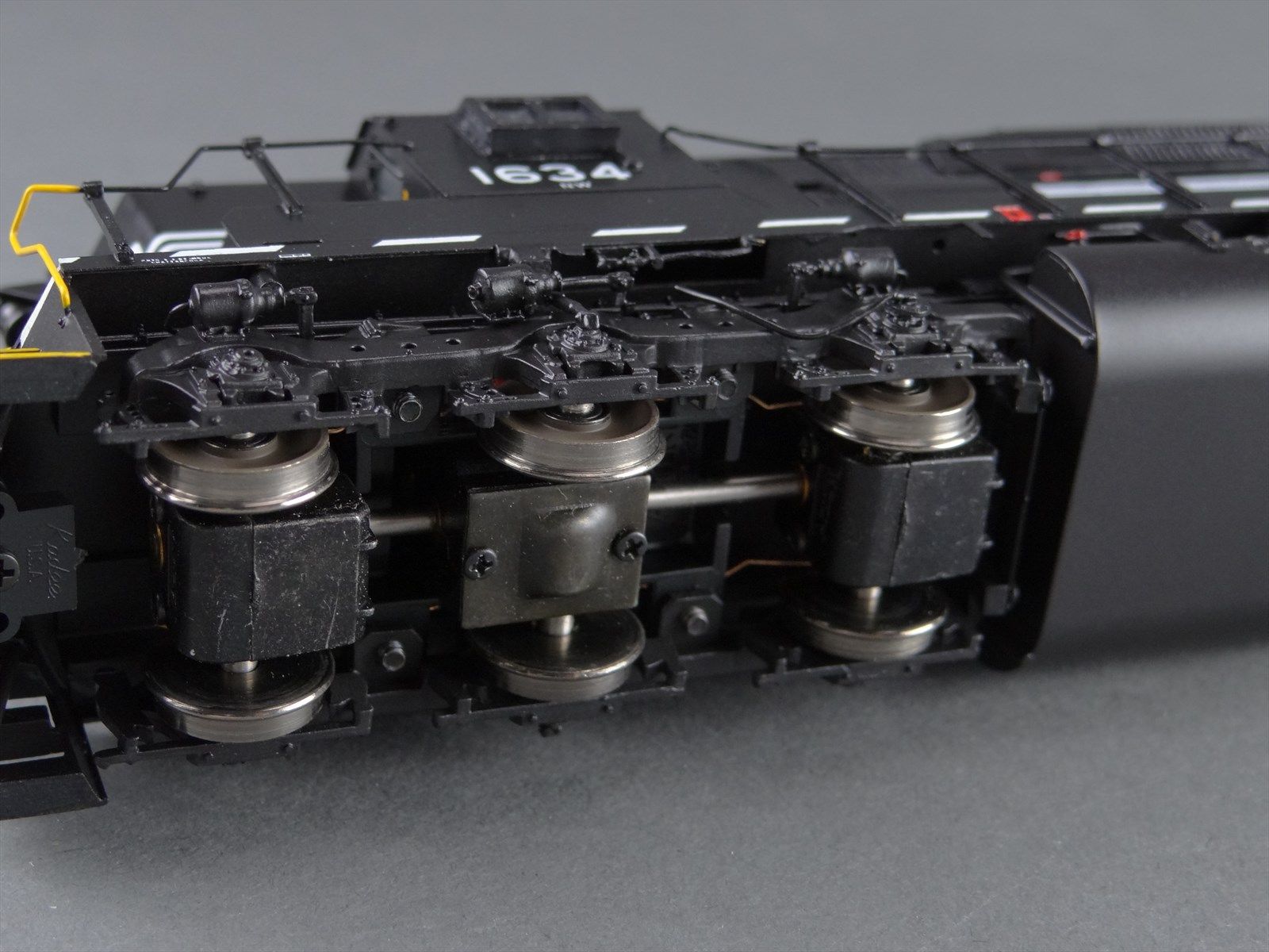 HO Brass Model Train - OMI 6671.2 NS Norfolk Southern SD40-2 Diesel ...