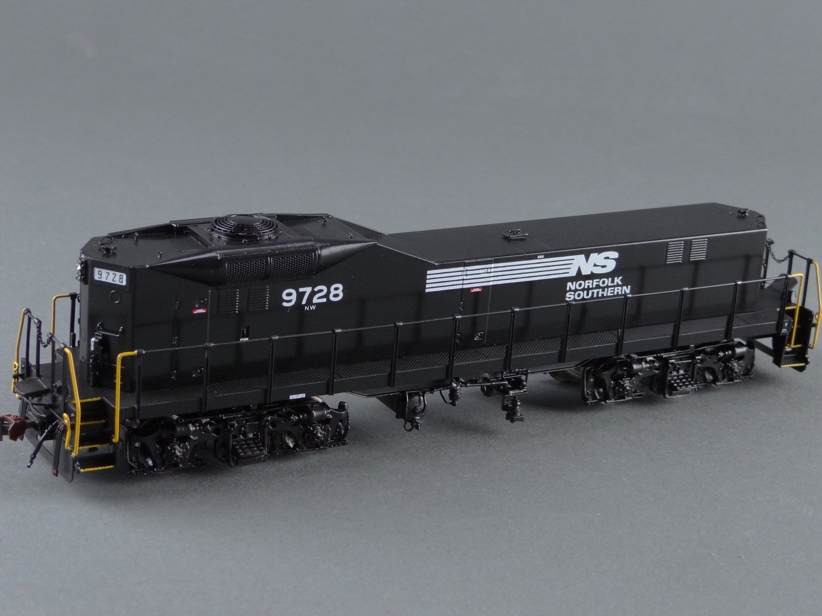 HO Brass Model Train - OMI 6224.1 NS Norfolk Southern Road Slug Diesel #9728 - Pro Custom