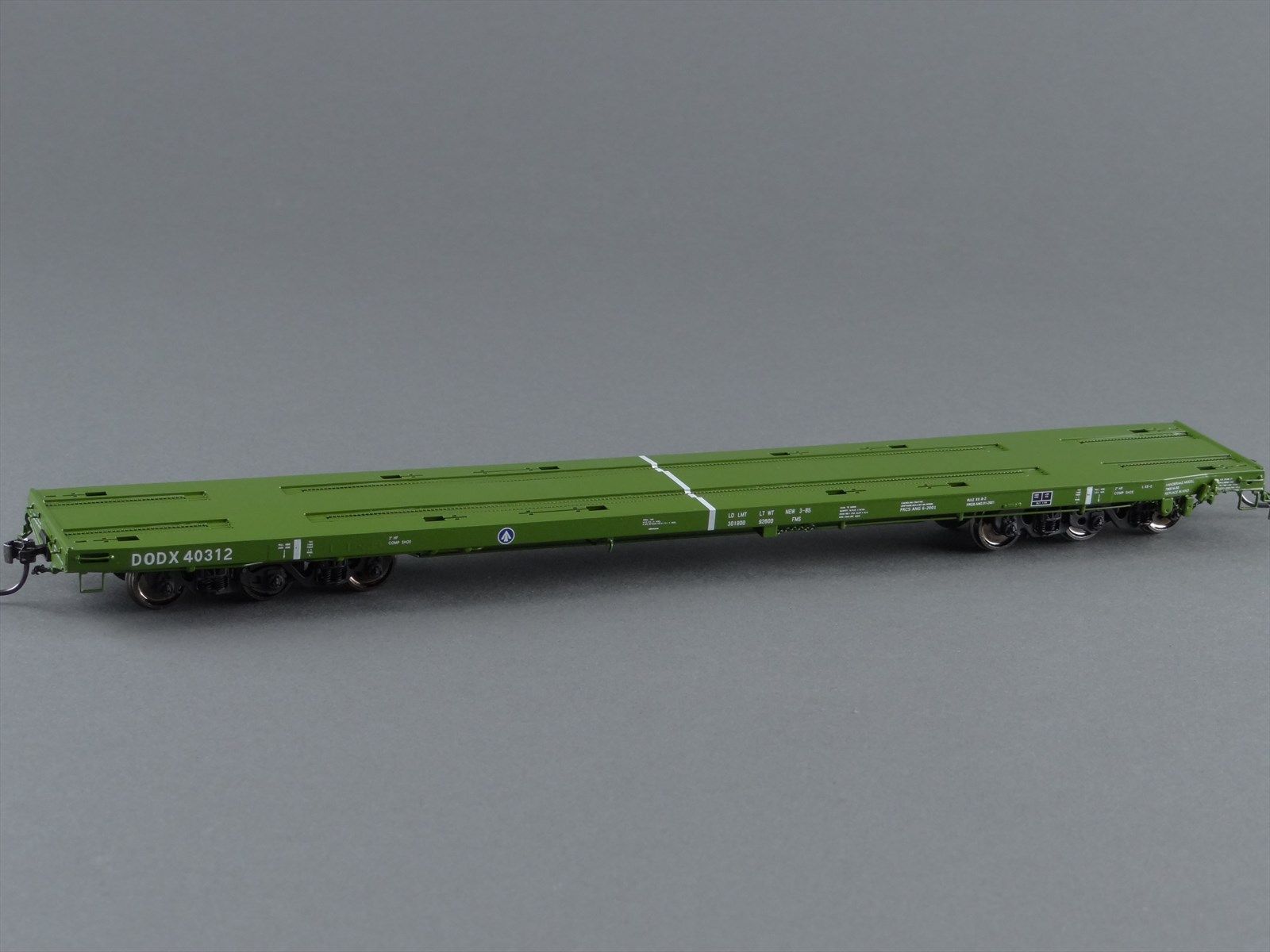 HO Brass Model Train - UTI 7021-2 DODX Heavy Duty Flat Car #40312 BN Green