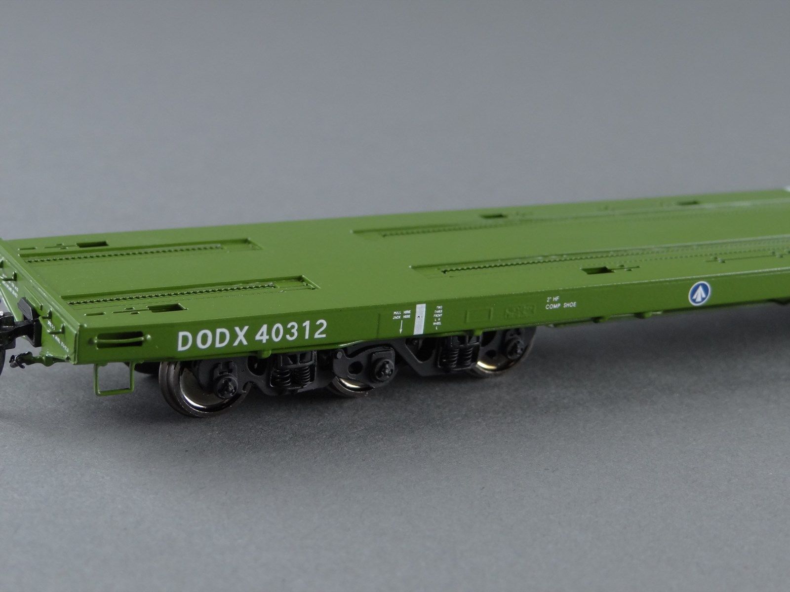 HO Brass Model Train - UTI 7021-2 DODX Heavy Duty Flat Car #40312 BN Green