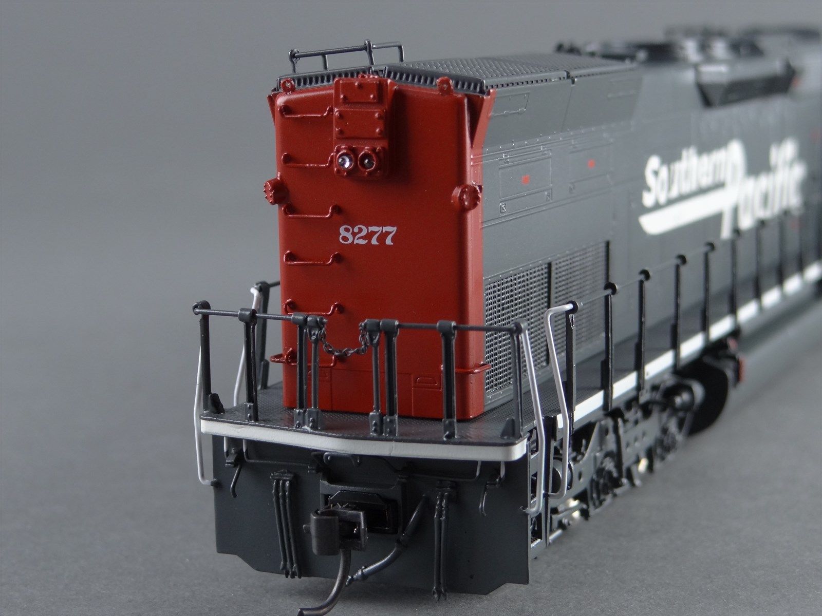 HO Brass Model Train - OMI 6279.1 Overland SP Southern Pacific Road SD40T-2 Diesel #8277
