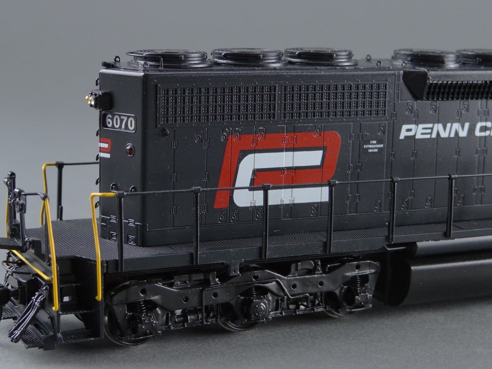 HO Brass Model Train - OMI 5387 PC Penn Central SD40 Diesel #6070 w ...