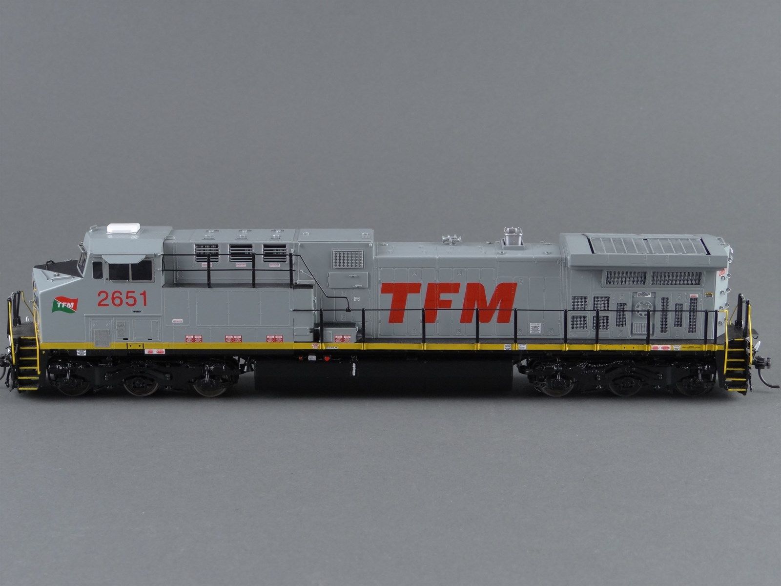HO Brass Model Train - OMI #6576.1 Overland TFM AC4400CW #2651 - 2001 Run