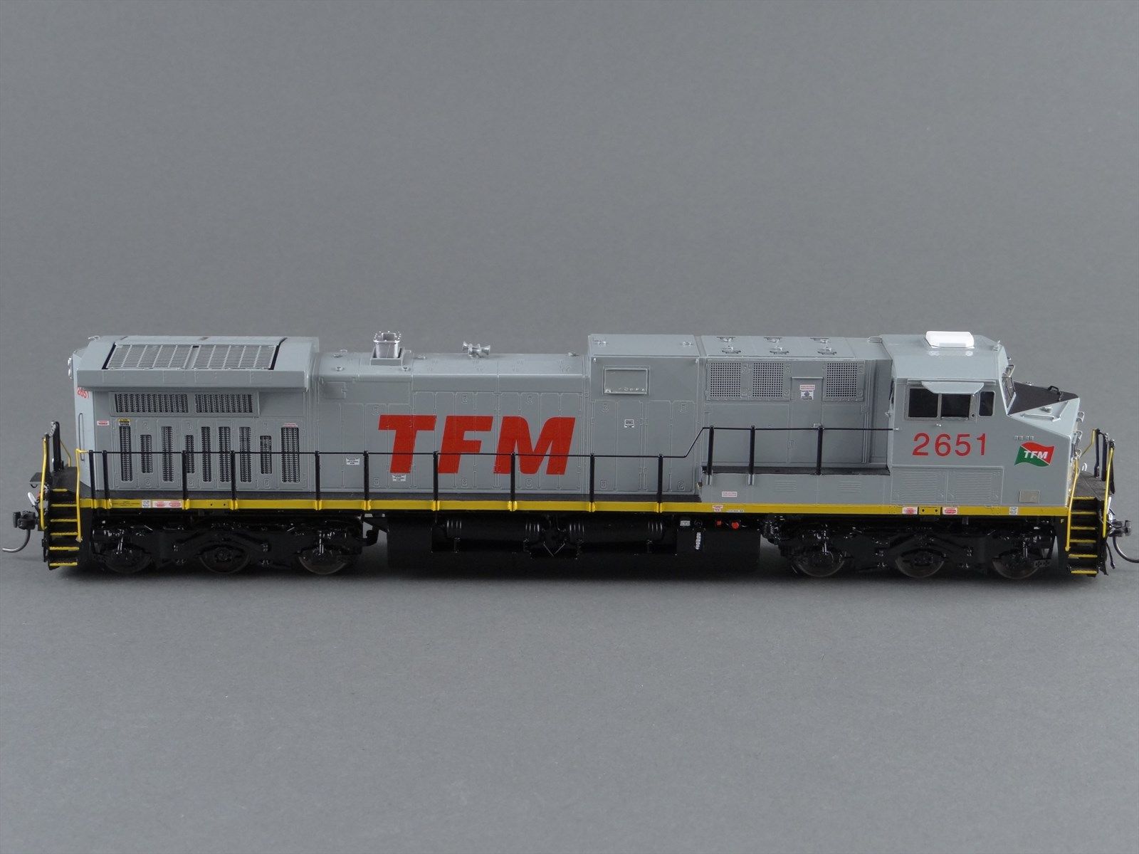 HO Brass Model Train - OMI #6576.1 Overland TFM AC4400CW #2651 - 2001 Run