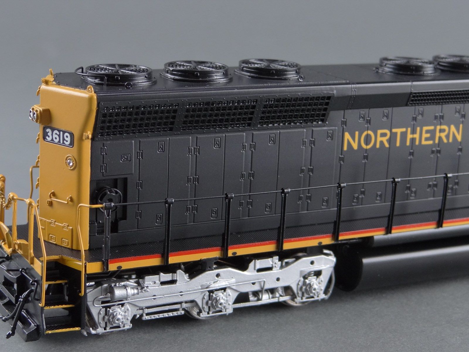 HO Brass Model Train - OMI 6370.1 Overland NP Northern Pacific EMD SD45 ...