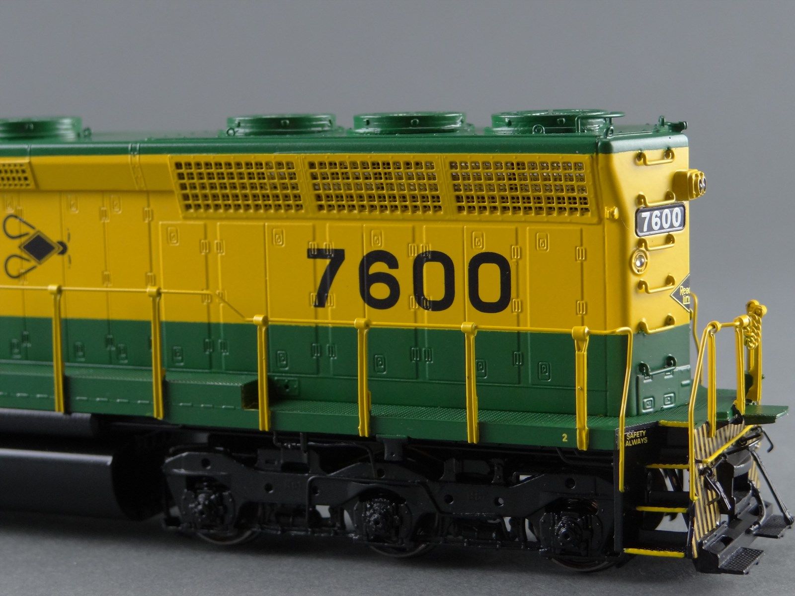 HO Brass Model Train - OMI Overland Reading Lines EMD SD45 Diesel #7600