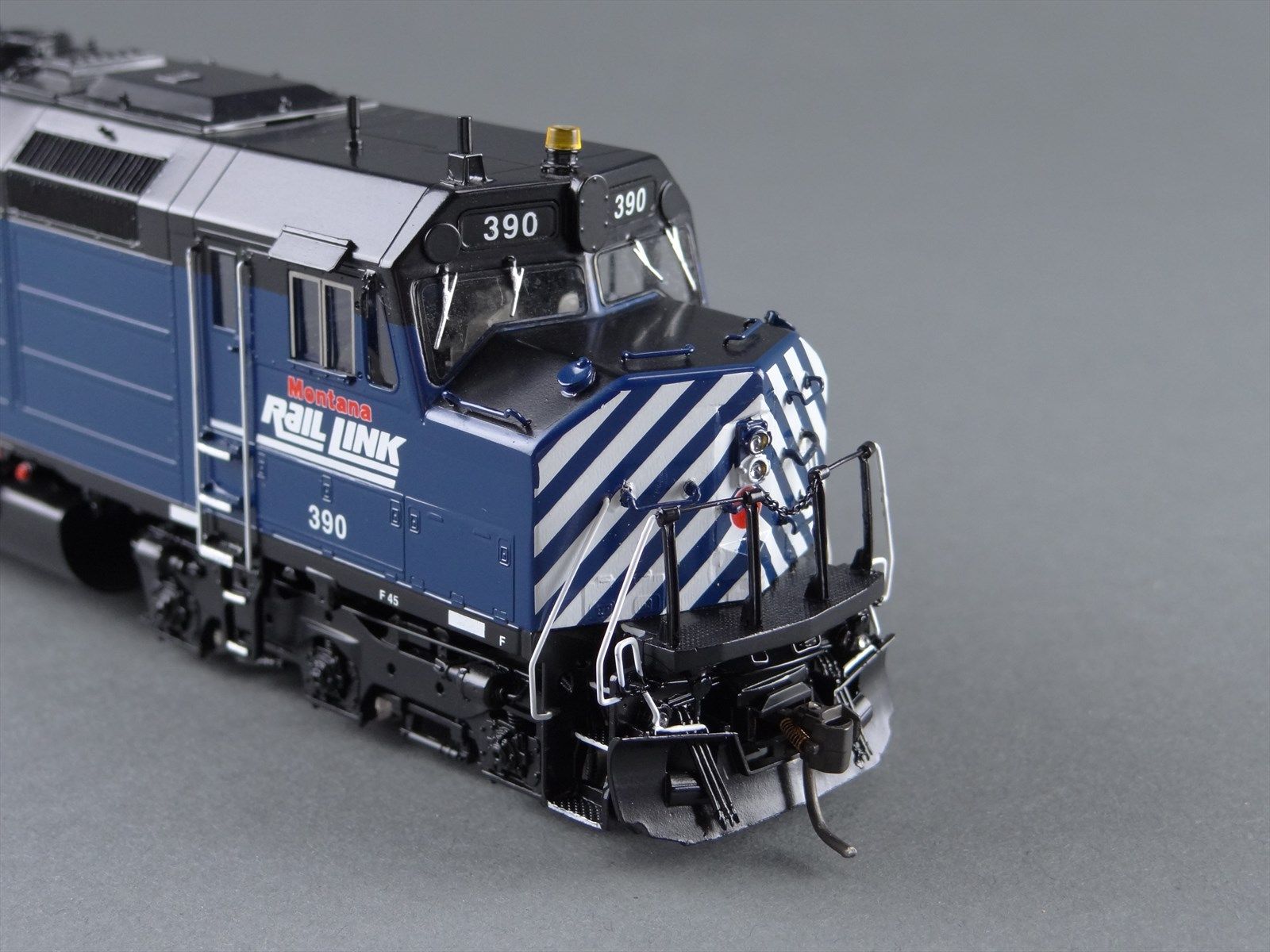 HO Brass Model Train - OMI 5687.1 Overland MRL Montana Rail Link Diesel ...