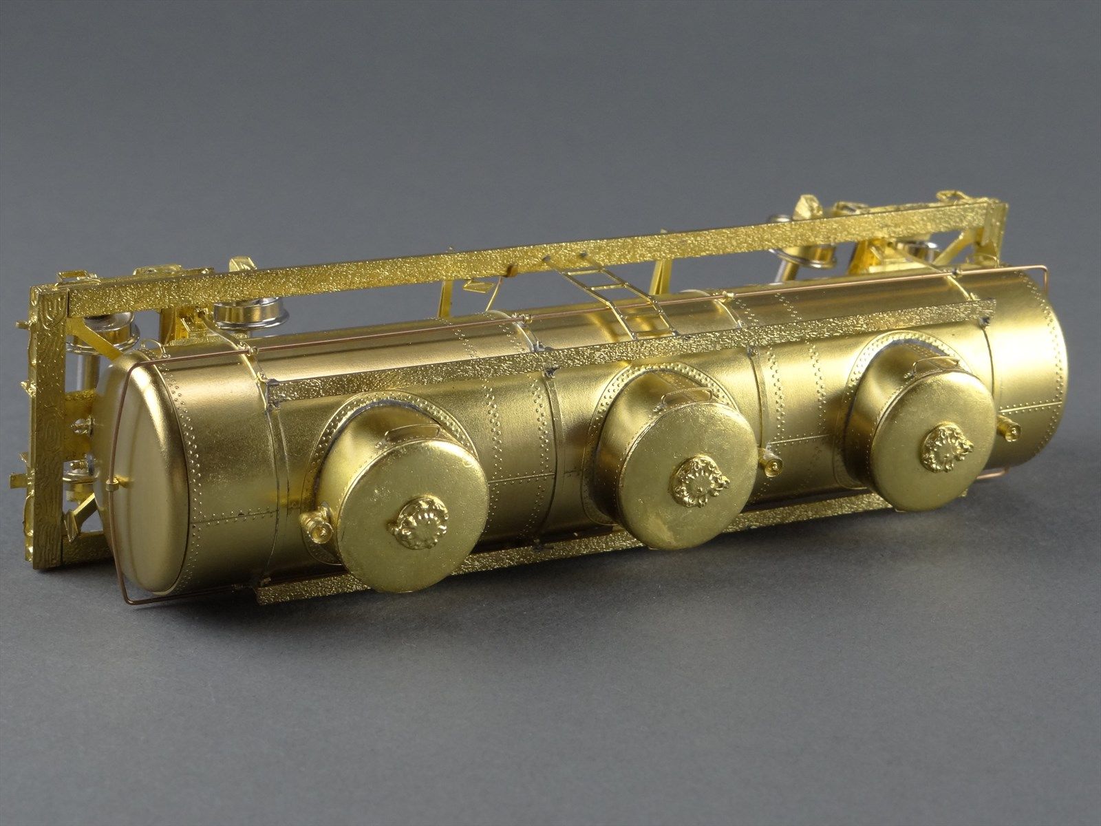 HO Brass Model Train - OMI #3132 ACF Triple Dome 8,000 Gallon Tank Car