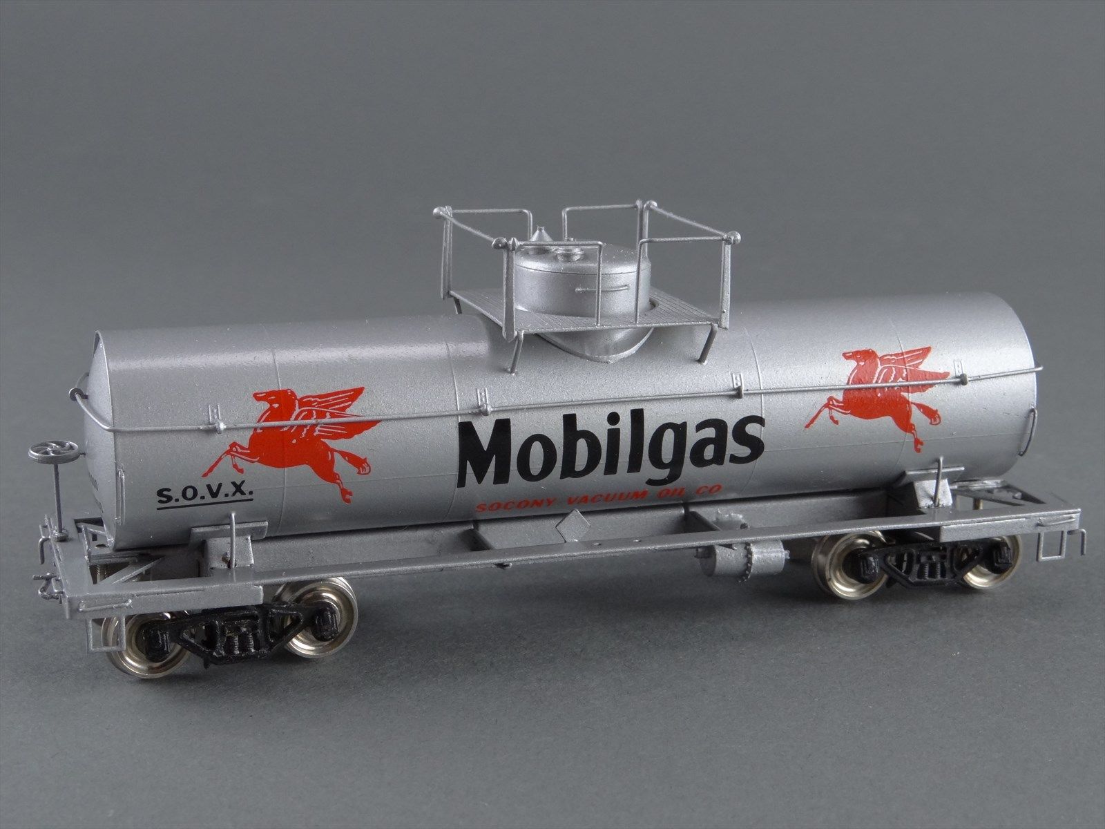 HO Brass Model Train - PSC 15656 Mobilgas 8,000 Gallon Tank Car