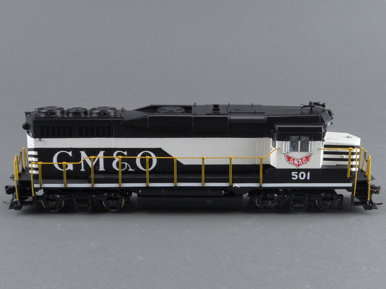 HO Brass Model Train - Overland OMI 5009 GM&O Gulf Mobile & Ohio GP30 Diesel #501