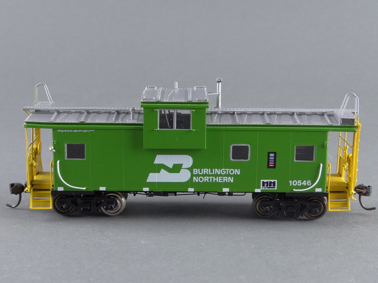 HO Brass Model Train - OMI 3848.1 BN Burlington Northern W-V Caboose #10546 - Custom