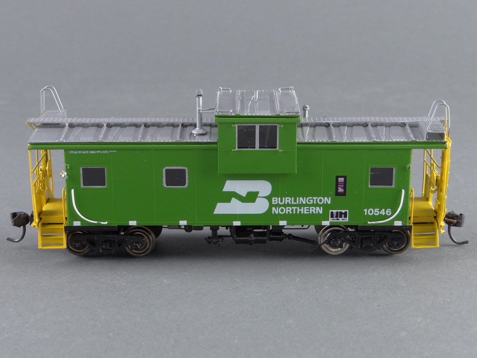 HO Brass Model Train - OMI 3848.1 BN Burlington Northern W-V Caboose #10546 - Custom