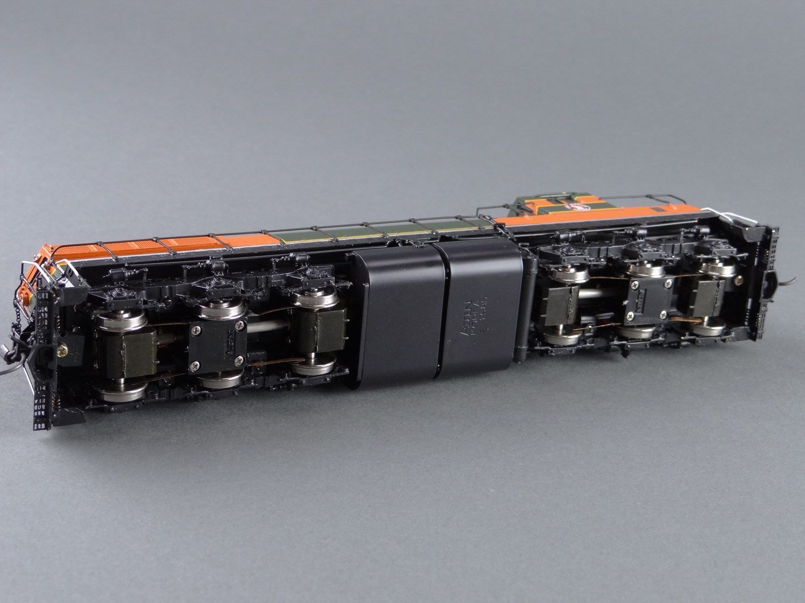 HO Brass Model Train - OMI 5169.1 GN Great Northern SD9 Phase I #573 ...