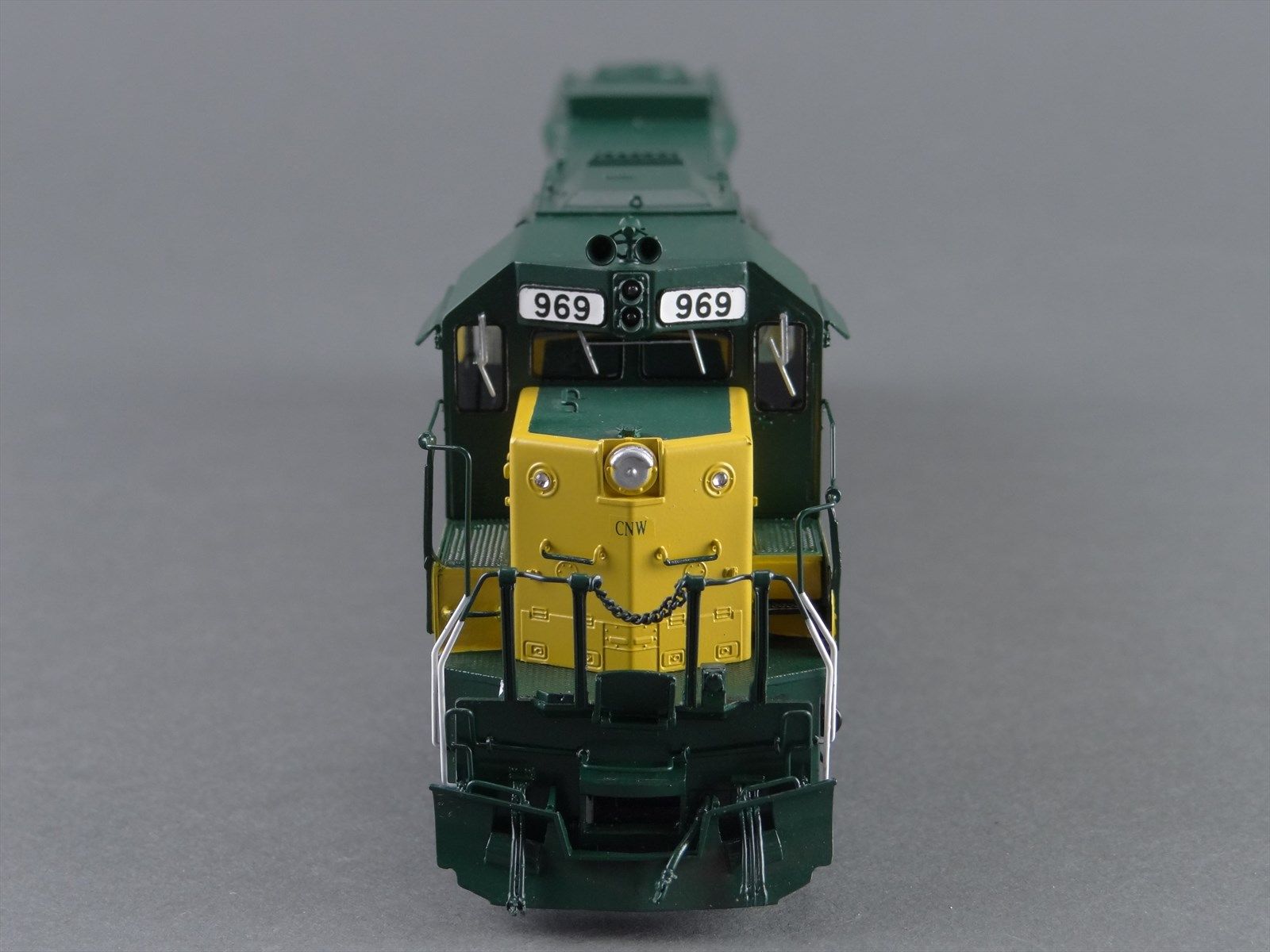 HO Brass Model Train - OMI 6365.1 Overland C&NW Chicango & NorthWestern EMD SD45 #969