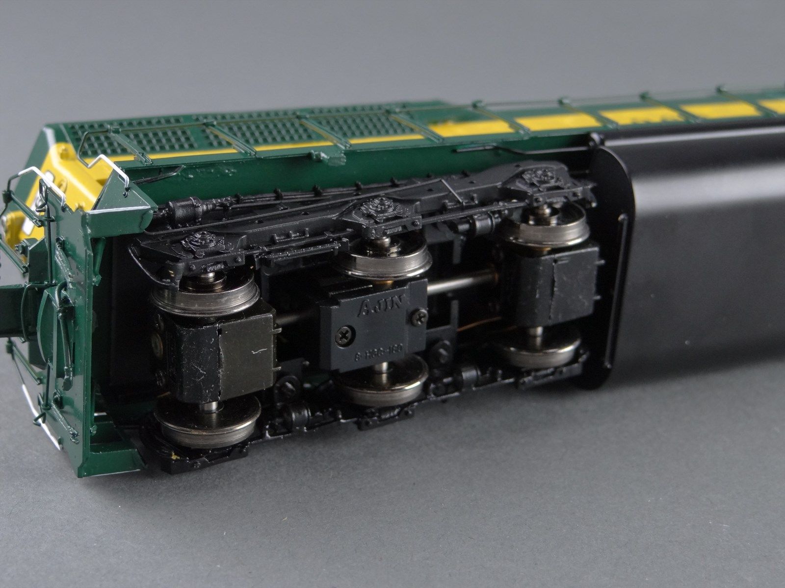 HO Brass Model Train - OMI 6365.1 Overland C&NW Chicango & NorthWestern EMD SD45 #969