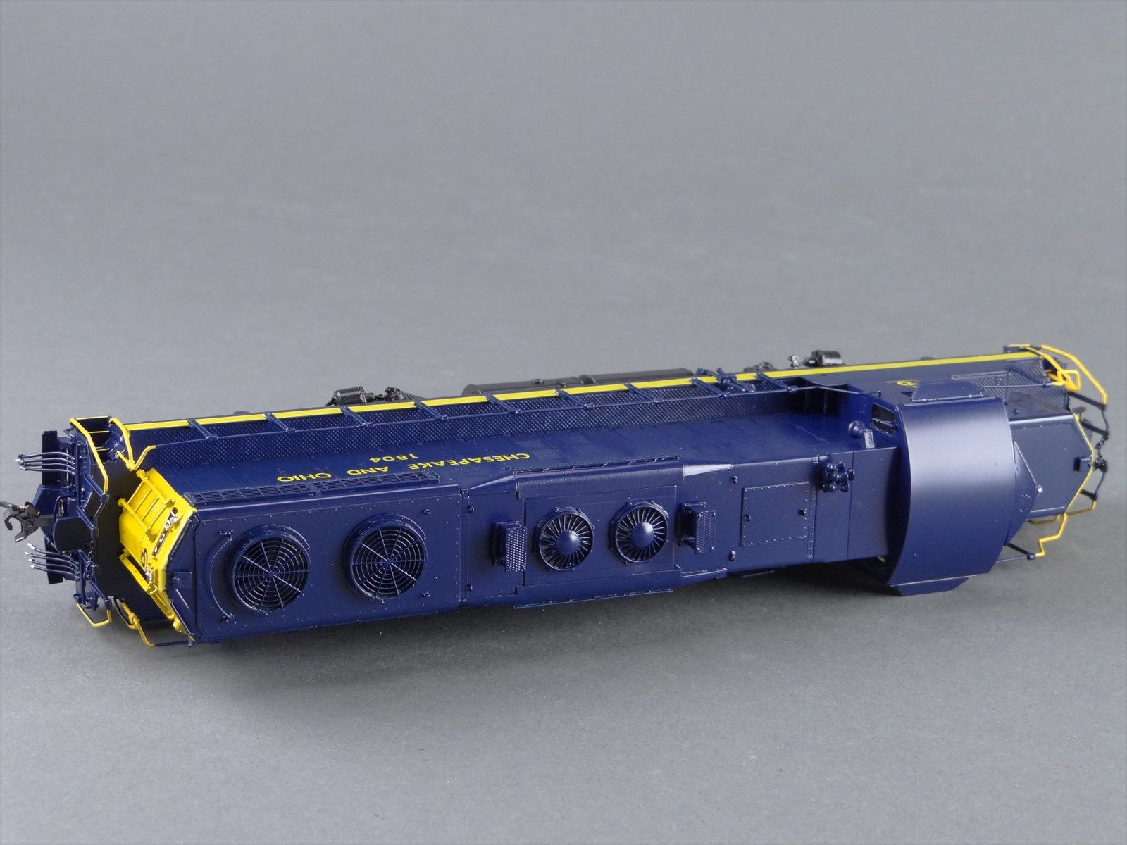 HO Brass Model Train - OMI 6169.1 C&O Chesapeake & Ohio SD18 Diesel w ...
