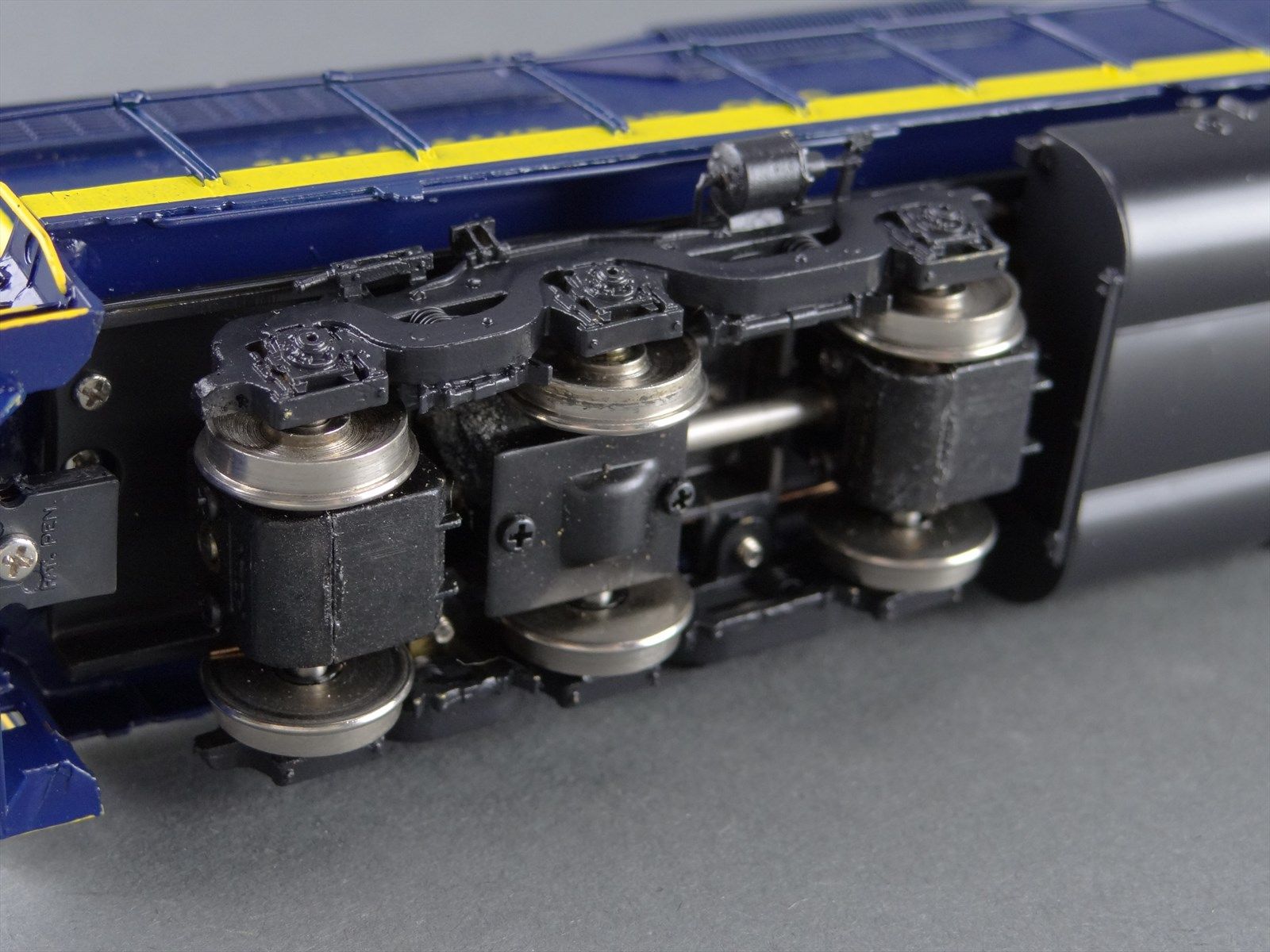 HO Brass Model Train - OMI 6169.1 C&O Chesapeake & Ohio SD18 Diesel w ...