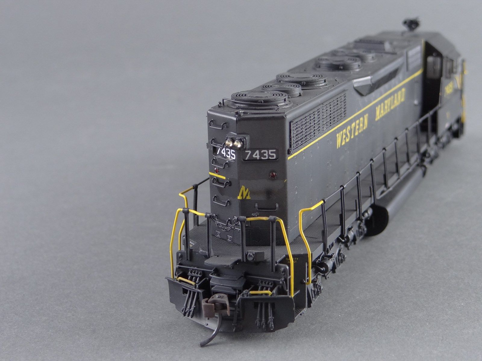 HO Brass Model Train - OMI 5543 WM Western Maryland SD35 Diesel #7435 - Custom