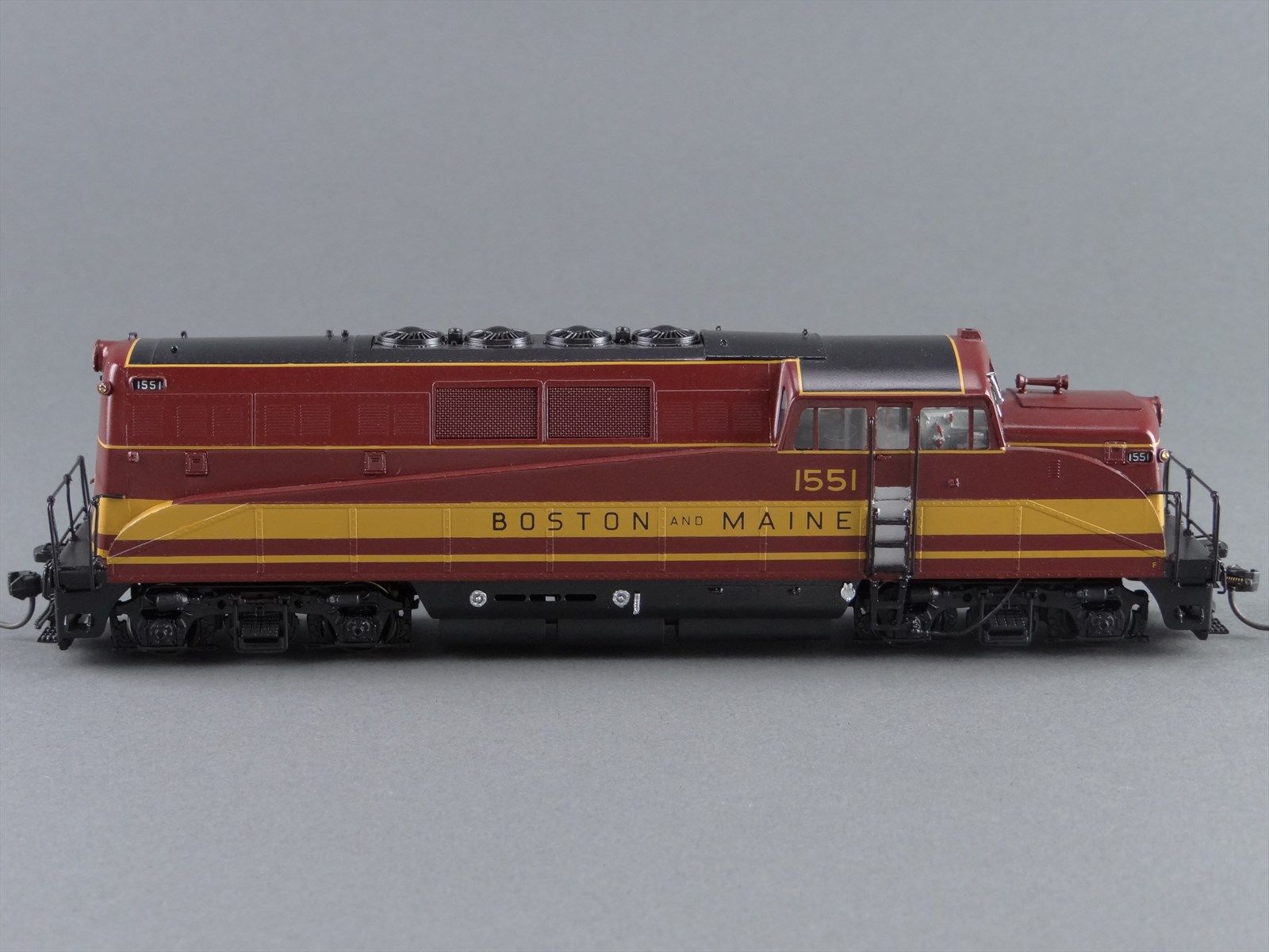 HO Brass Model Train - OMI 1879.1 B&M Boston & Maine EMD BL-2 Diesel ...