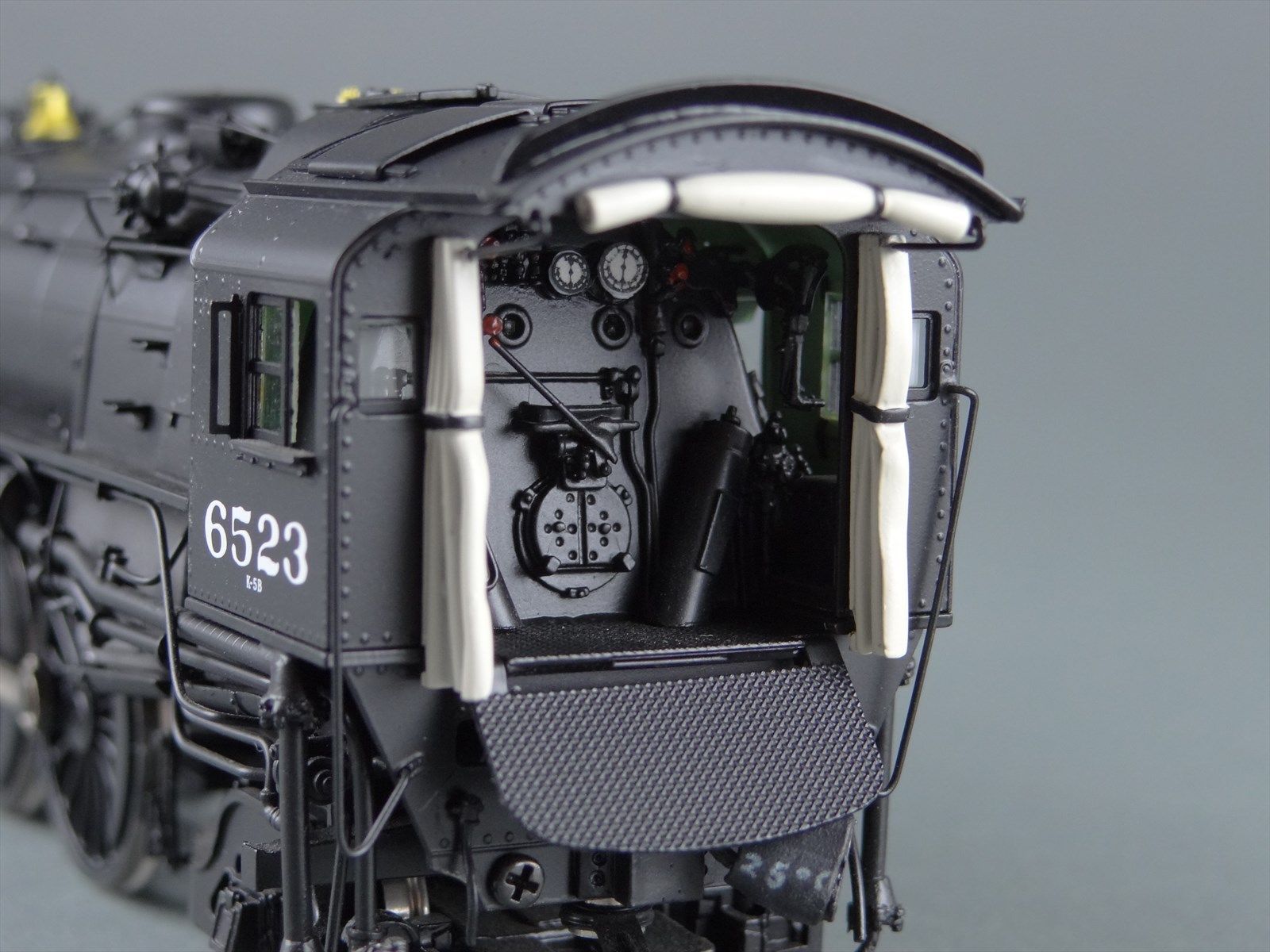 HO Key NYC New York Central K-5b CCC & St.L 4-6-2 #6523 Late Run