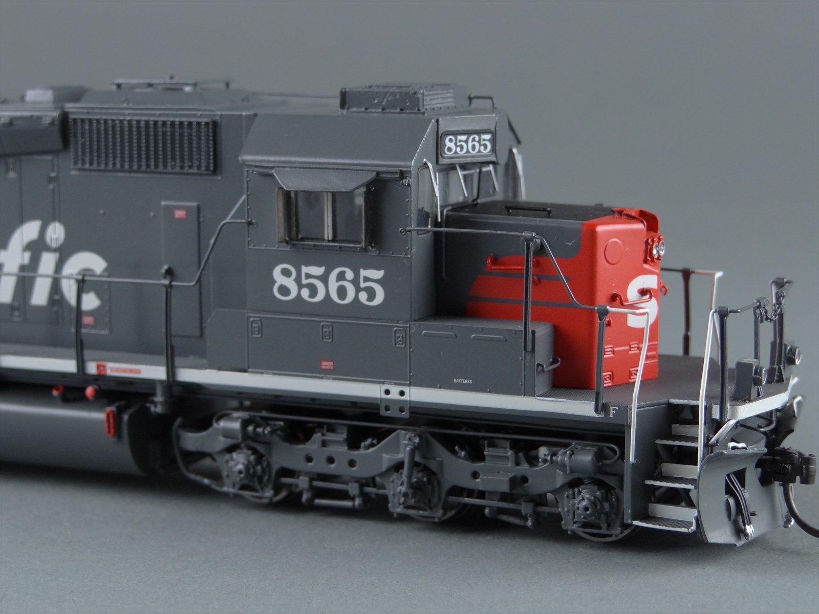 HO Brass OMI Overland SP Southern Pacific SD40T-2 Diesel #8565 - 2003 Run