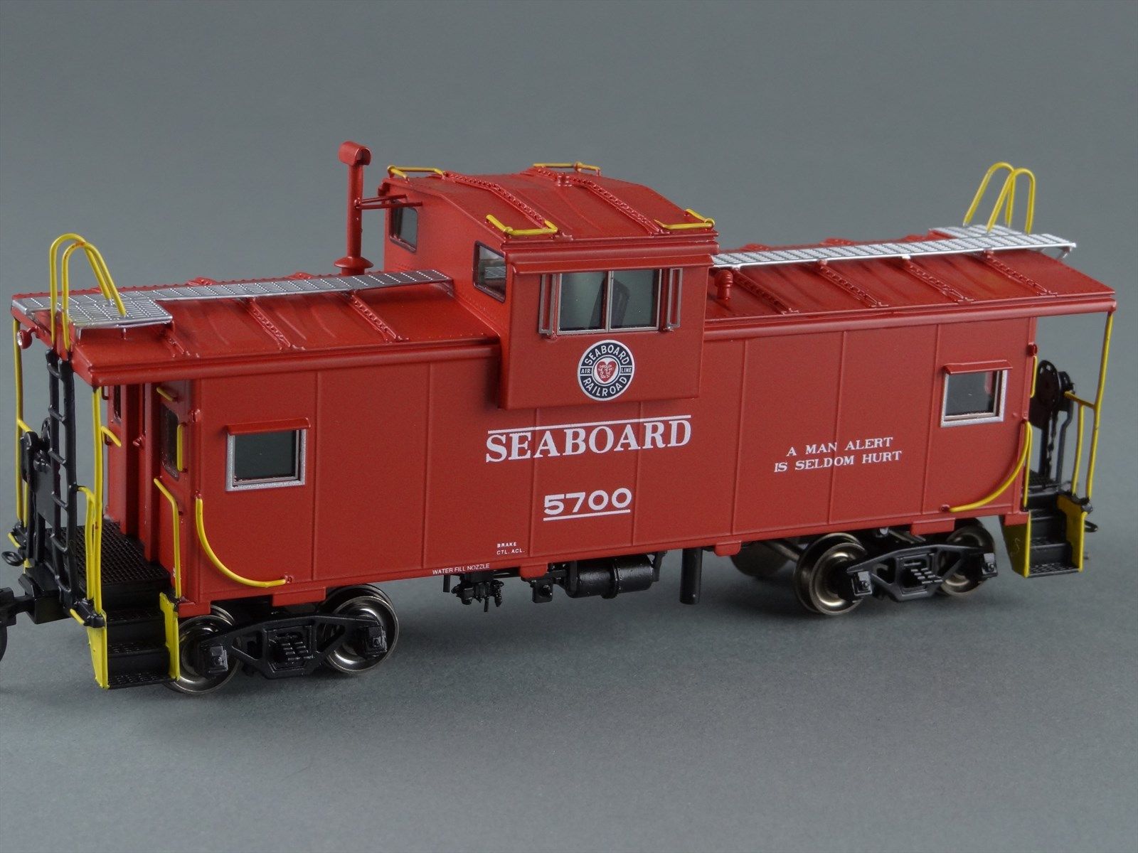 HO OMI 4247.1 SBD Seaboard International W-V Caboose #5700 w/ Interior ...