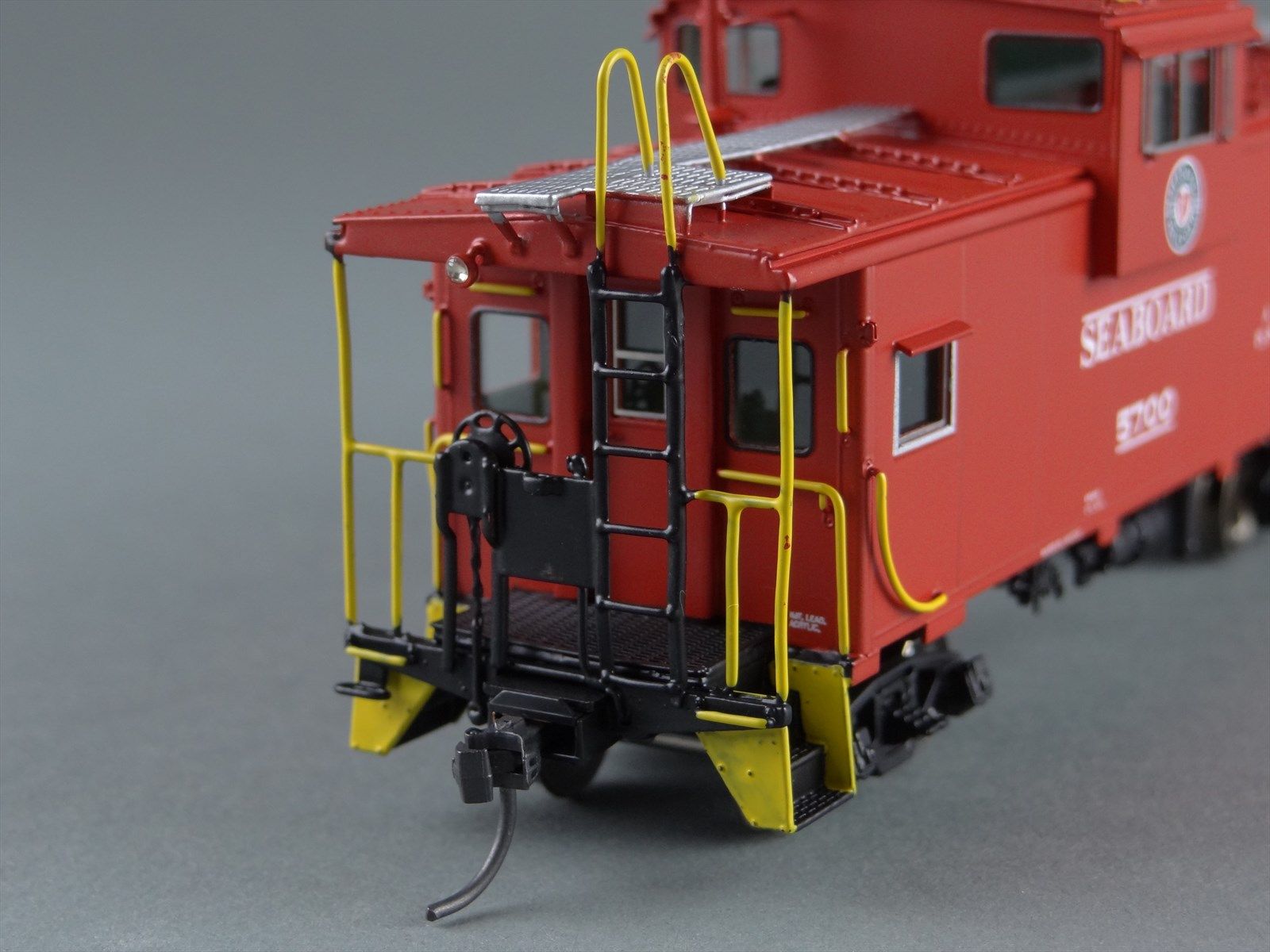 HO OMI 4247.1 SBD Seaboard International W-V Caboose #5700 w/ Interior ...