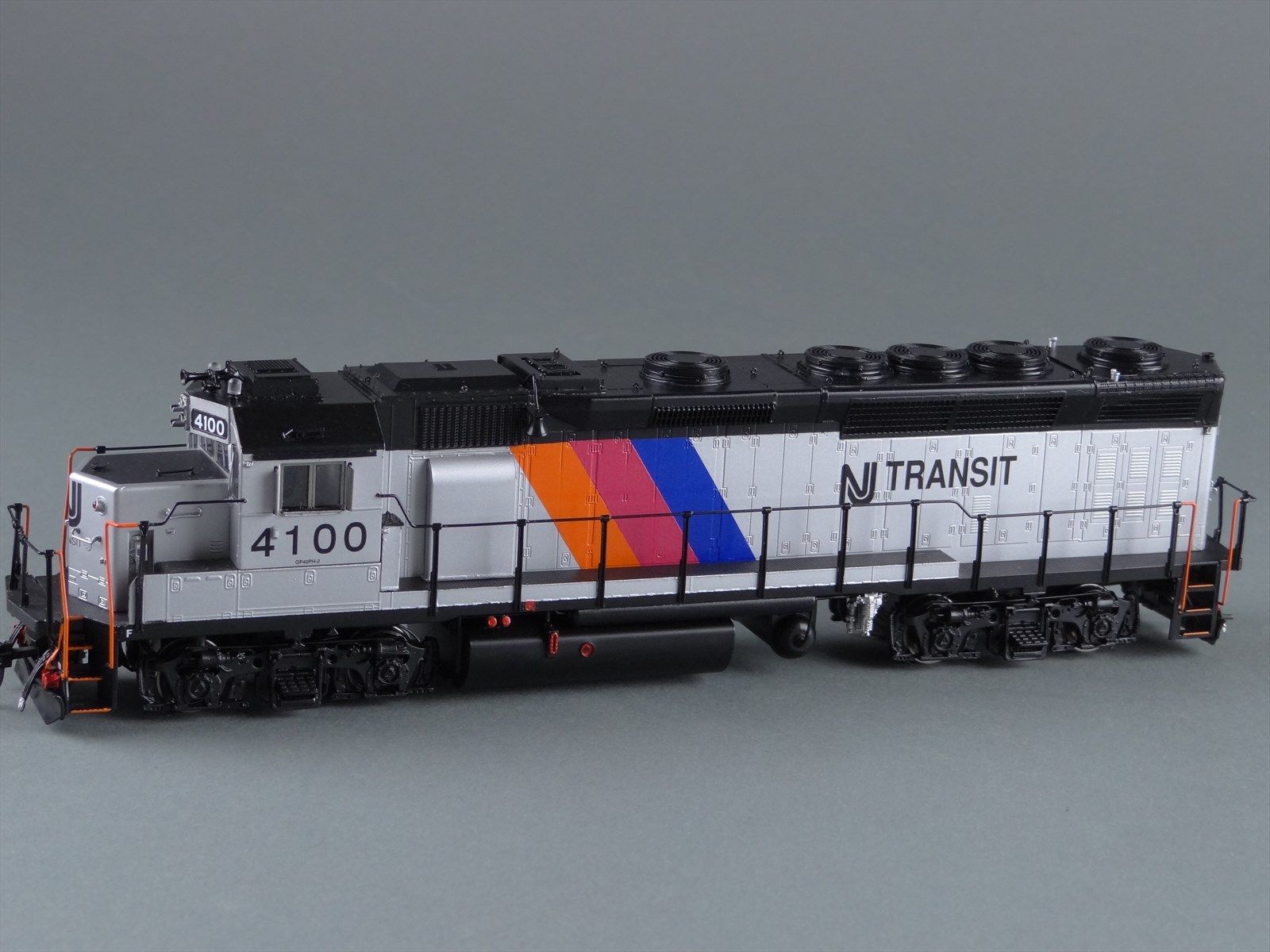 HO Brass OMI 87010145.1 Overland NJT NJ Transit GP40P Diesel #4100