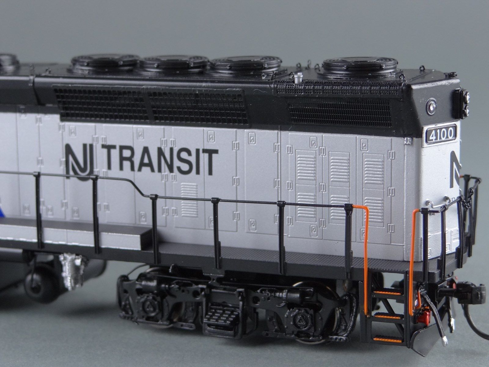 HO Brass OMI 87010145.1 Overland NJT NJ Transit GP40P Diesel #4100