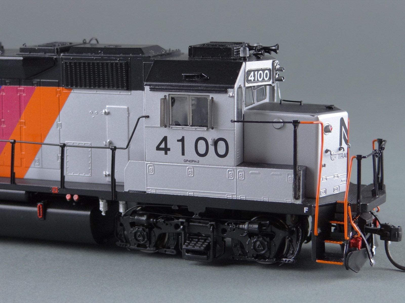 HO Brass OMI 87010145.1 Overland NJT NJ Transit GP40P Diesel #4100
