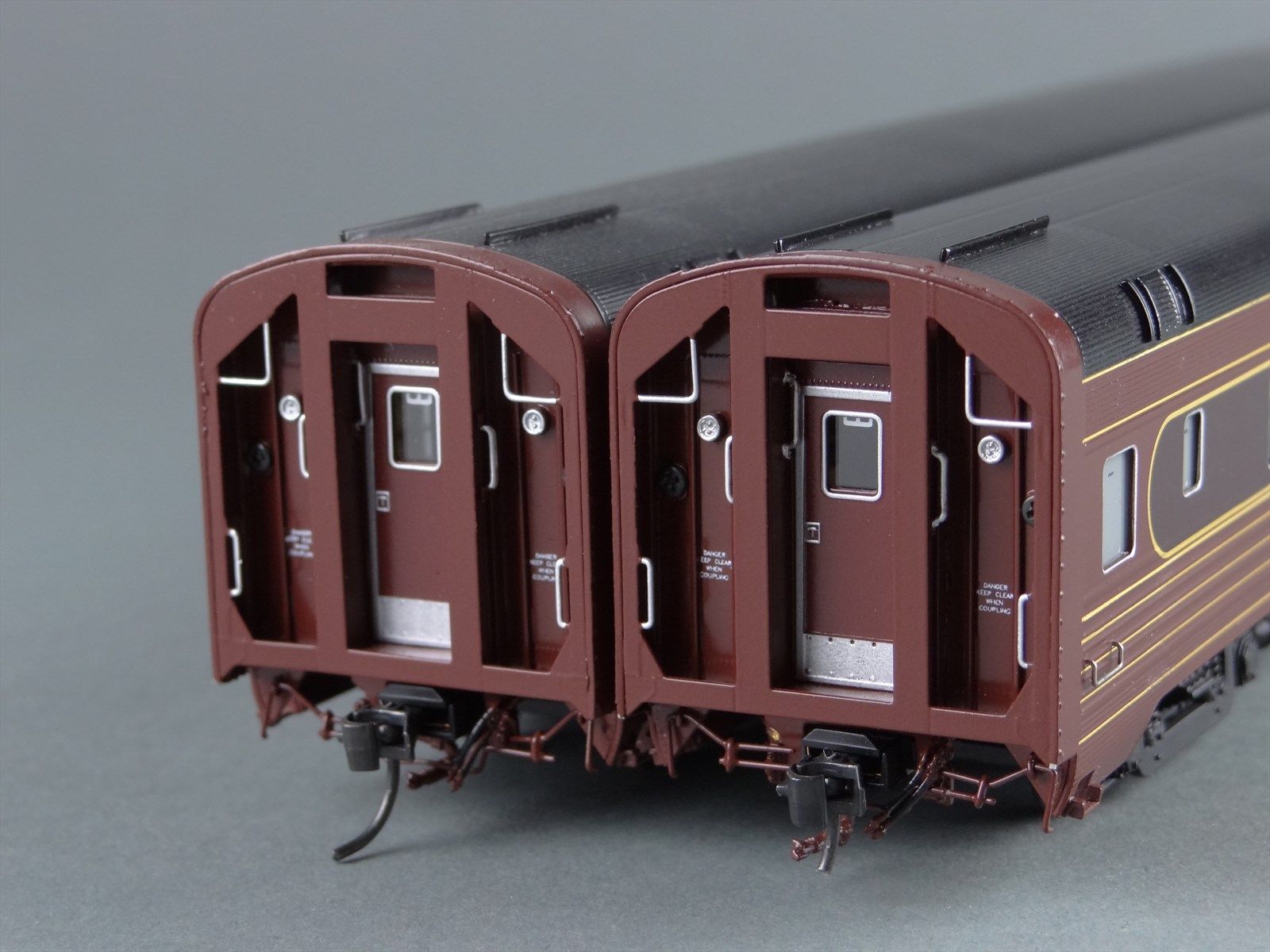 HO CIL 2461.1S PRR Southwind 7-Car Passenger Set + 4-6-2 K-4s Loco w ...