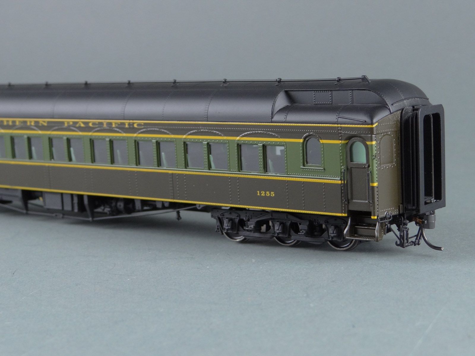 HO W&R Enterprises NP Northern Pacific 1946 NCL - Coach #1255 w ...