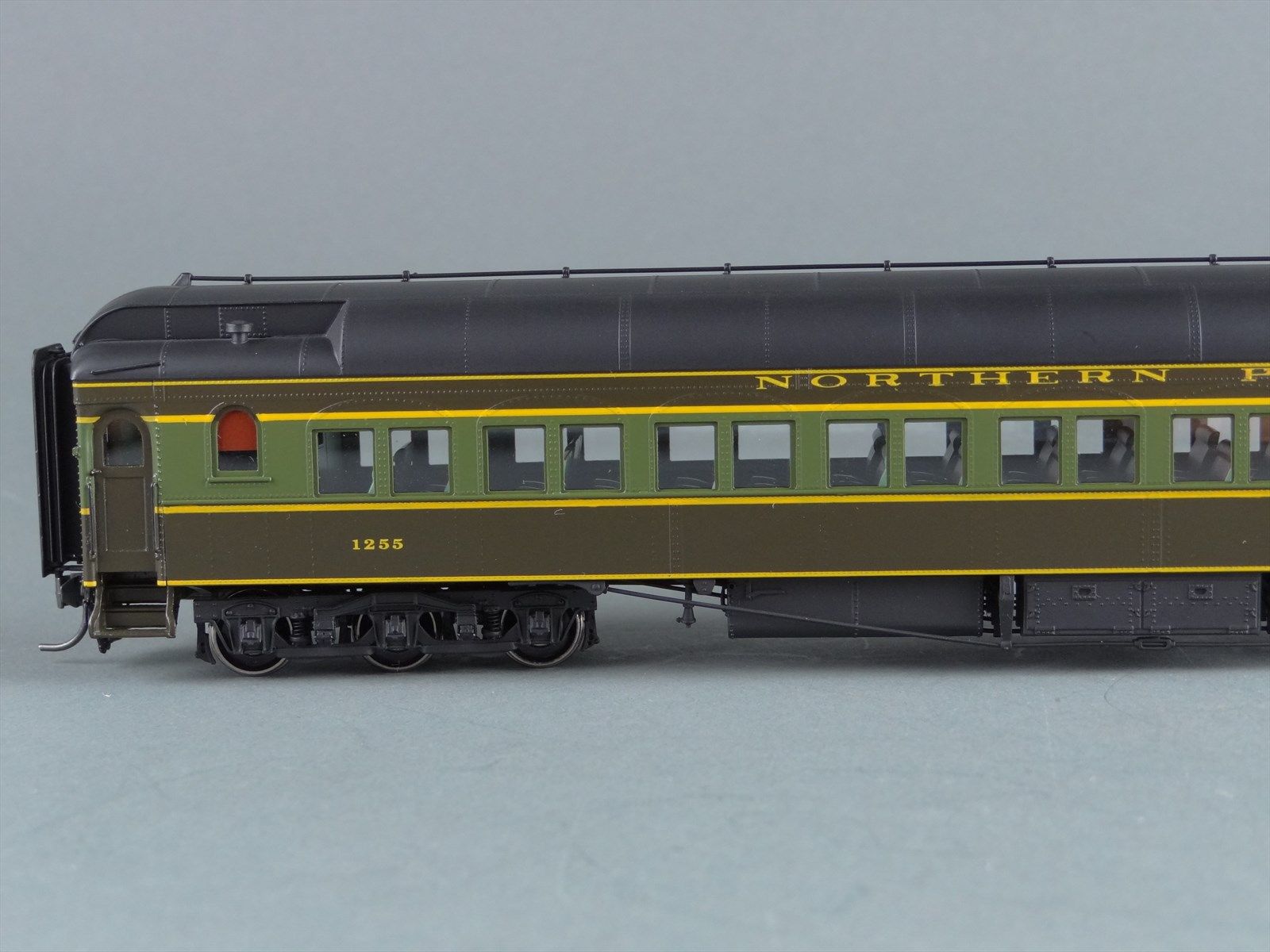 HO W&R Enterprises NP Northern Pacific 1946 NCL - Coach #1255 w ...