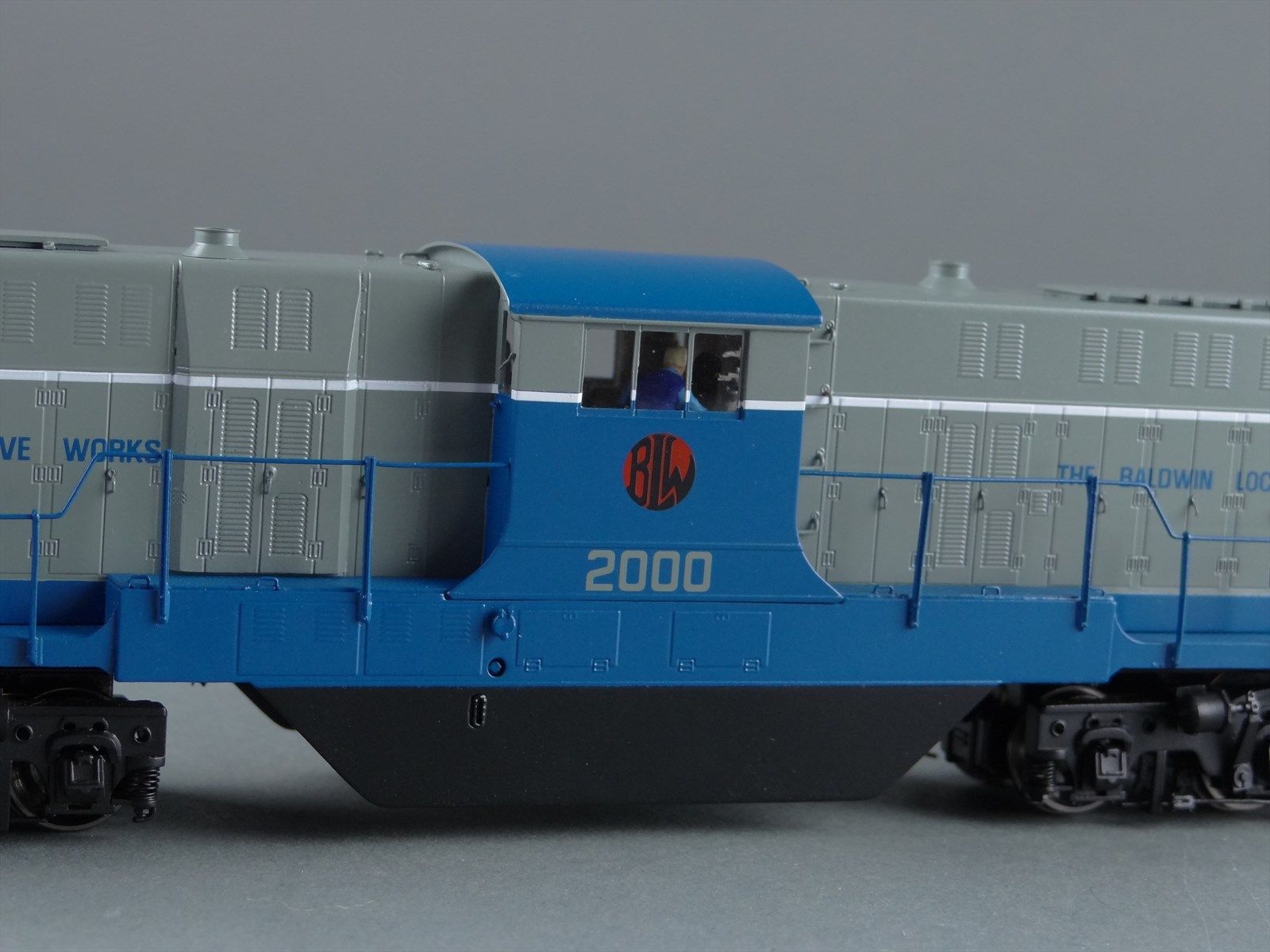 HO Division Point DEMO Demonstrator Blue Bird Baldwin Center Cab #2000