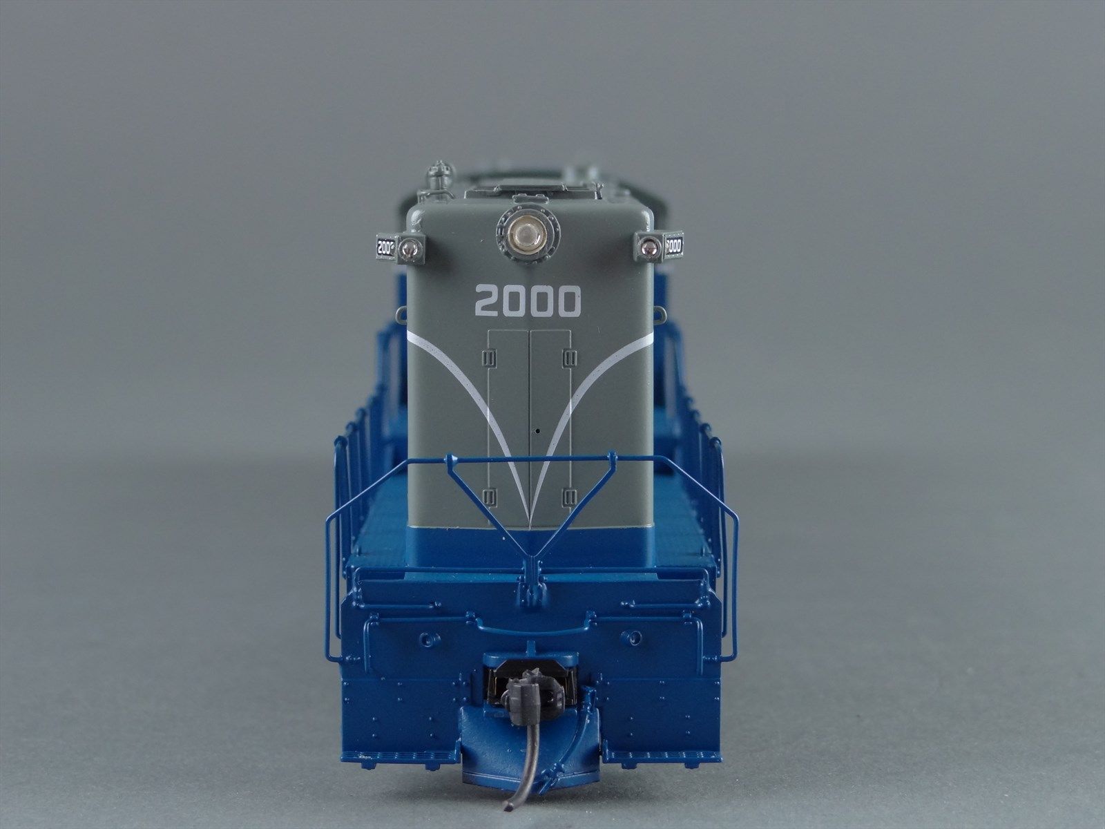 HO Division Point DEMO Demonstrator Blue Bird Baldwin Center Cab #2000