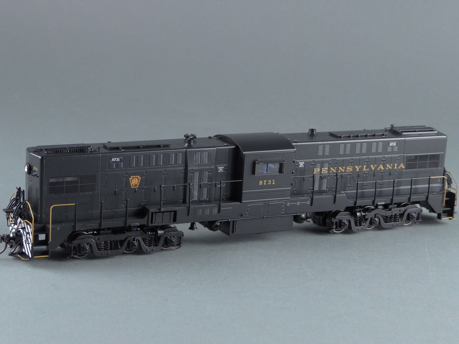 HO Division Point PRR Pennsylvania Baldwin Center Cab #8731