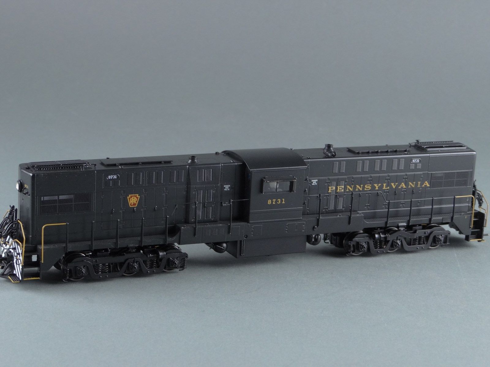 HO Division Point PRR Pennsylvania Baldwin Center Cab #8731